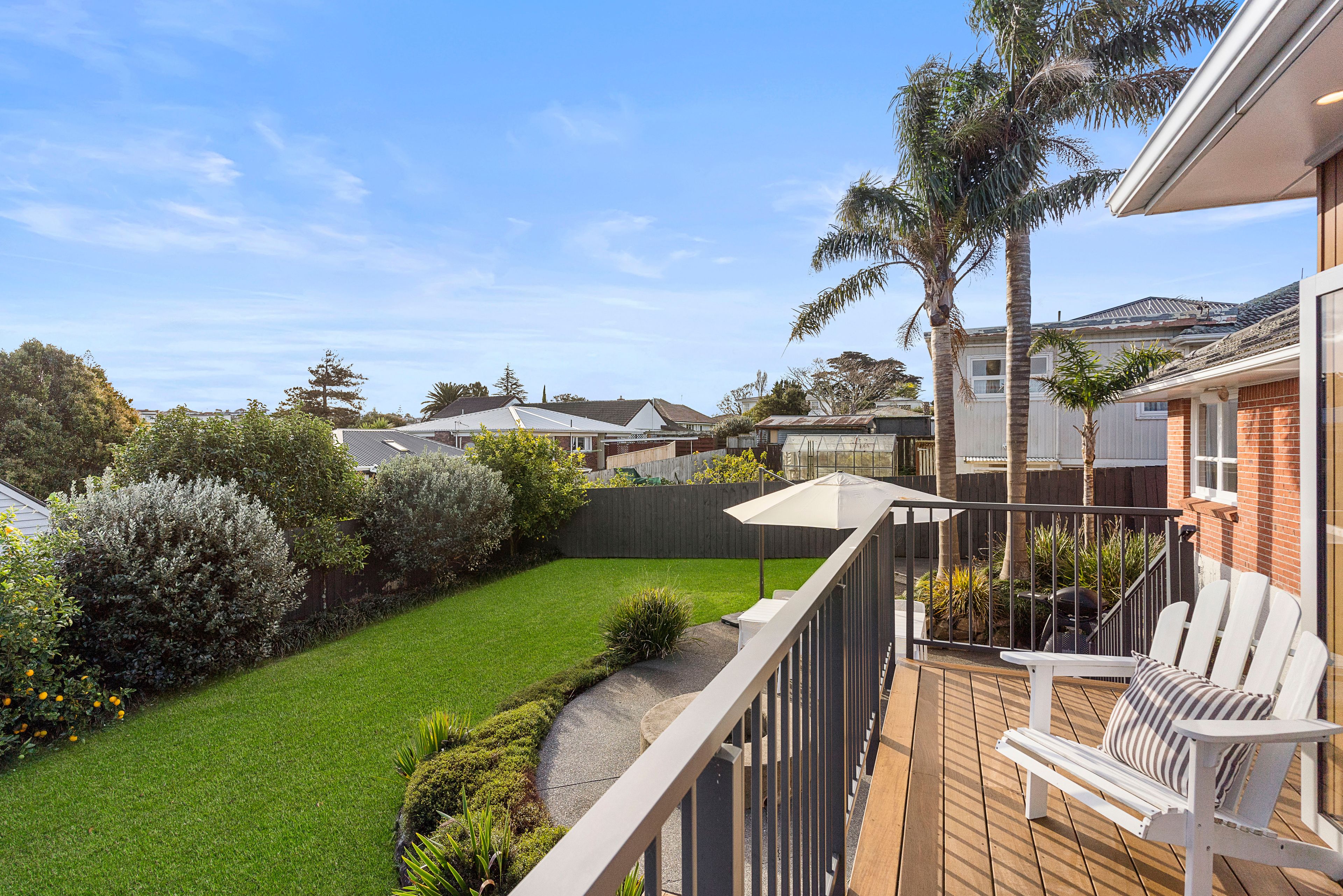 11 Dudding Avenue, Northcote, North Shore City 0627 - Sold House - Ray ...