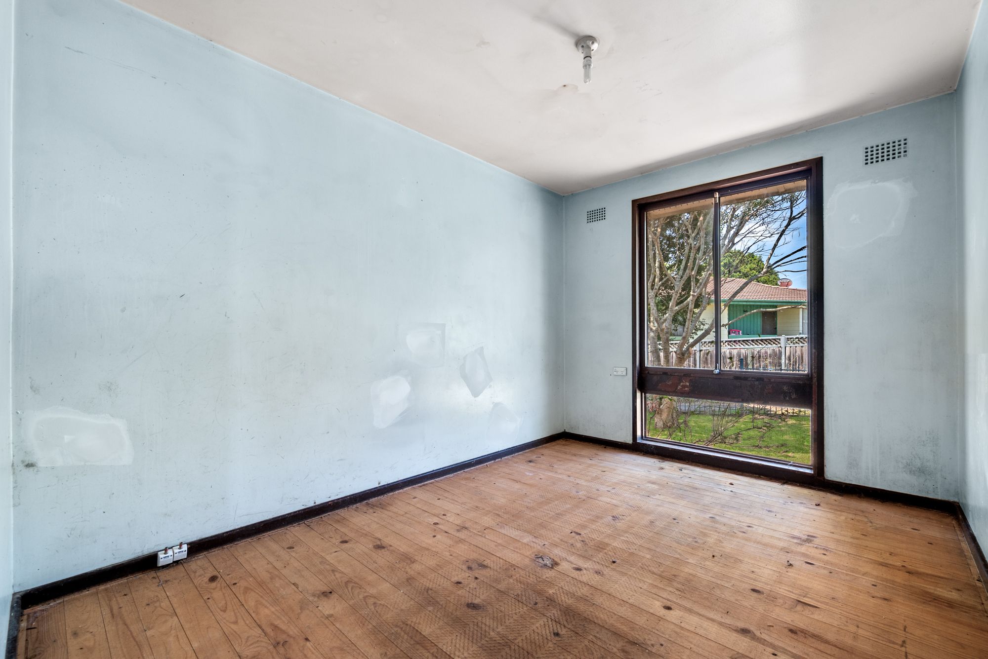 5 Peppin Crescent, Airds, NSW 2560 - Sold House - Ray White Macarthur Group