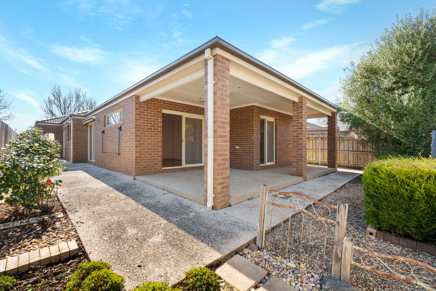 9 Farmington Road, Mernda, VIC 3754 - Leased House - Ray White South Morang
