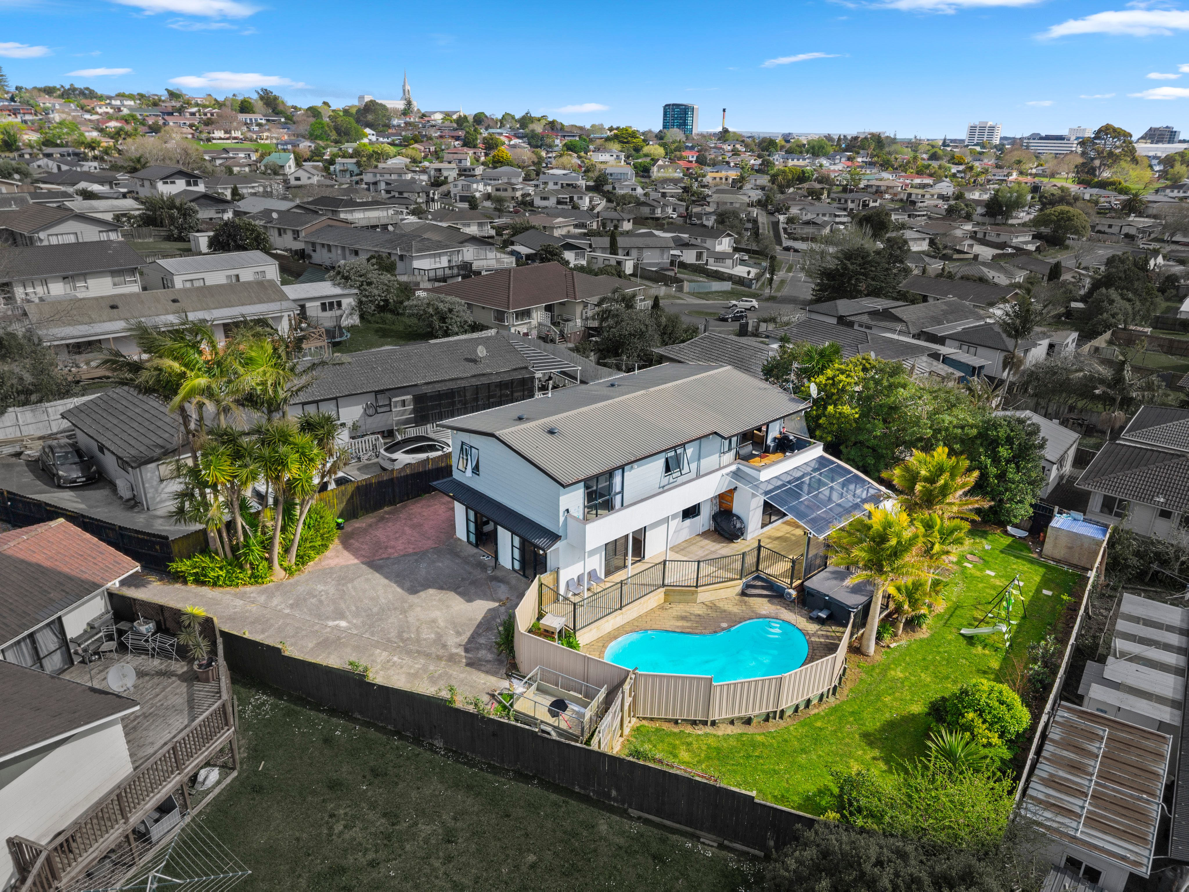 25 Greenstone Place, Clover Park, Manukau City 2105 - Sold House - Real ...