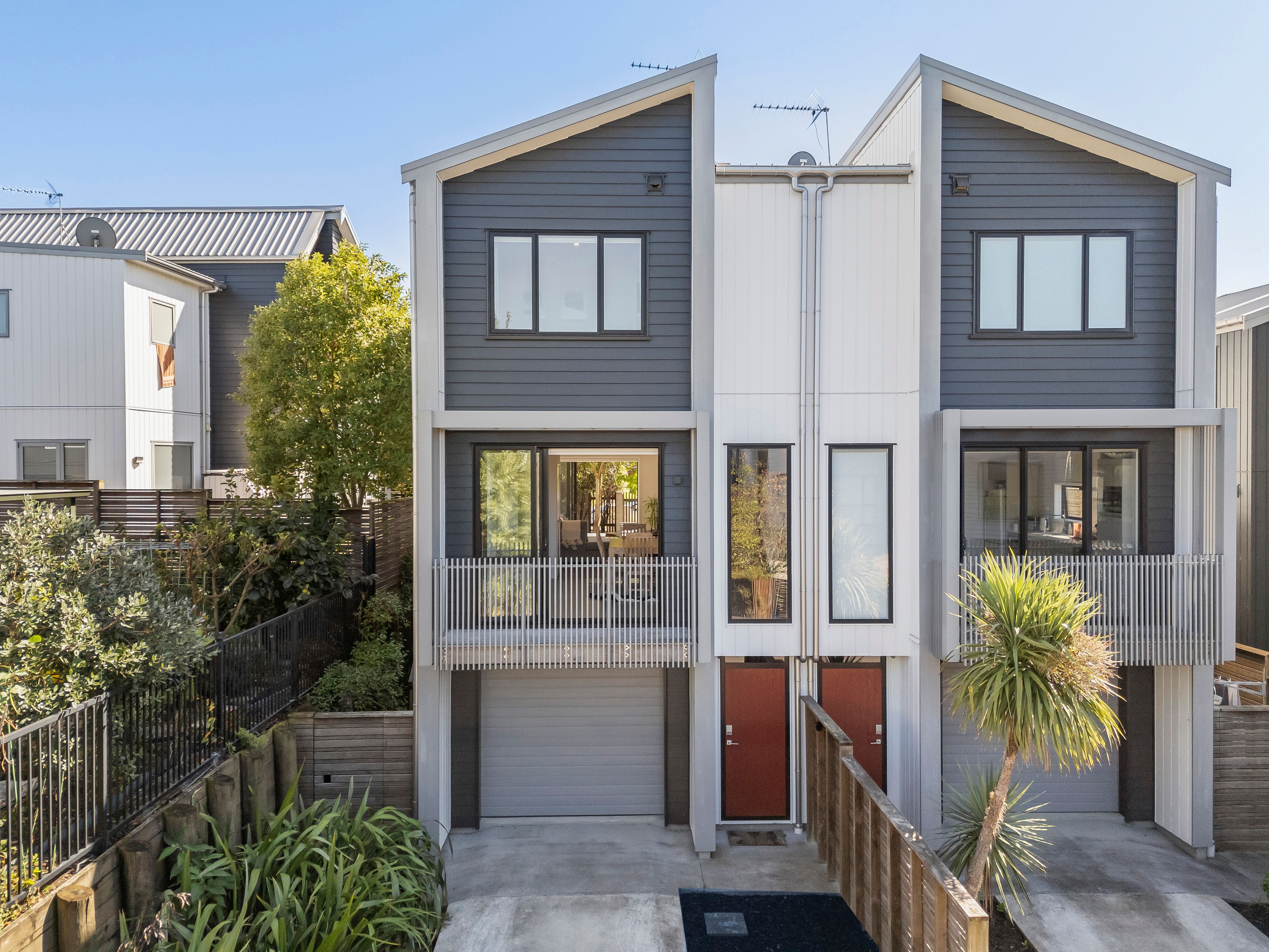 17a Melling Street, Glen Innes, Auckland City 1072 - Sold Townhouse ...