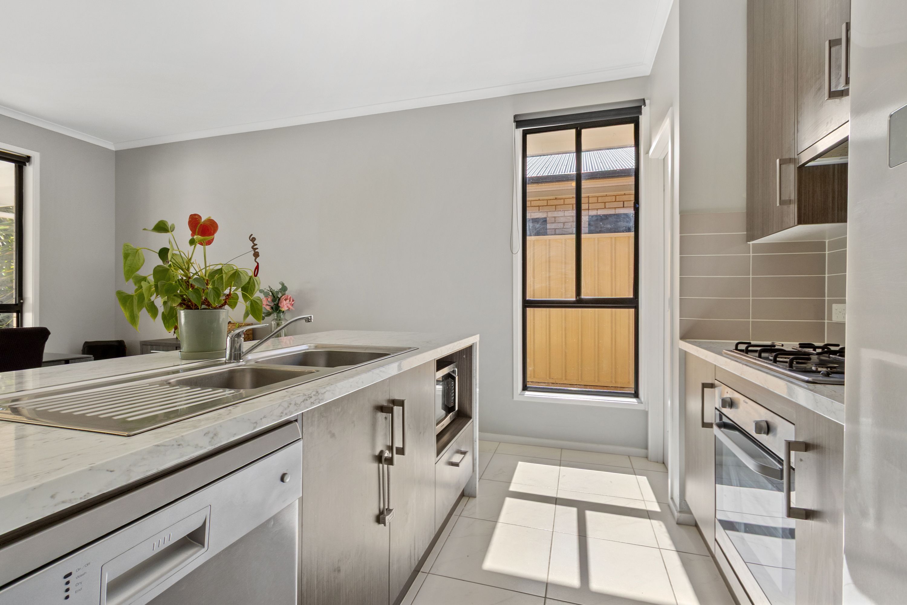 21 Carey Street, Elizabeth Park, SA 5113 - Sold House - Ray White ...