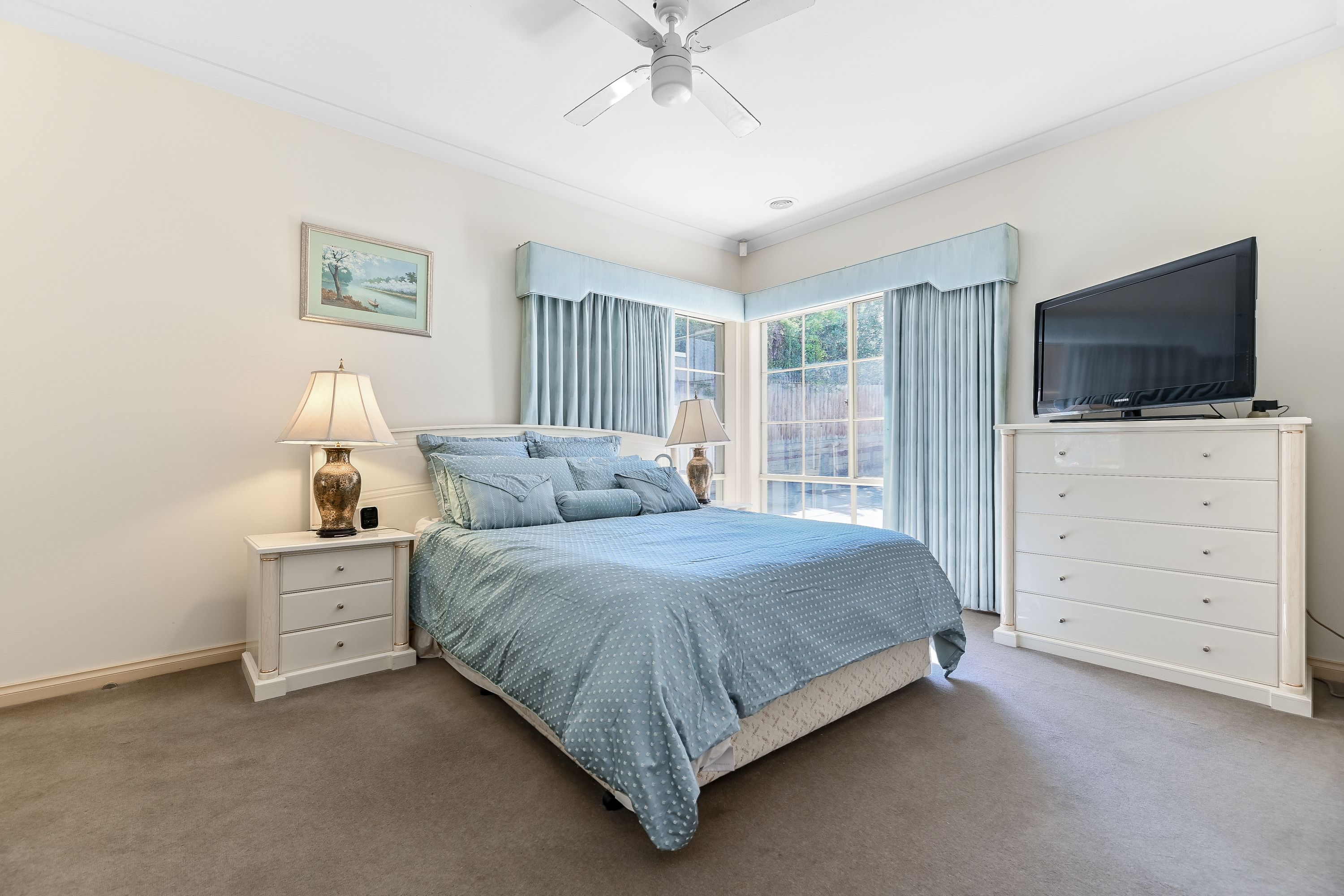 2/28 Russell Crescent, Mount Waverley, VIC 3149 - Sold Unit - Ray White ...