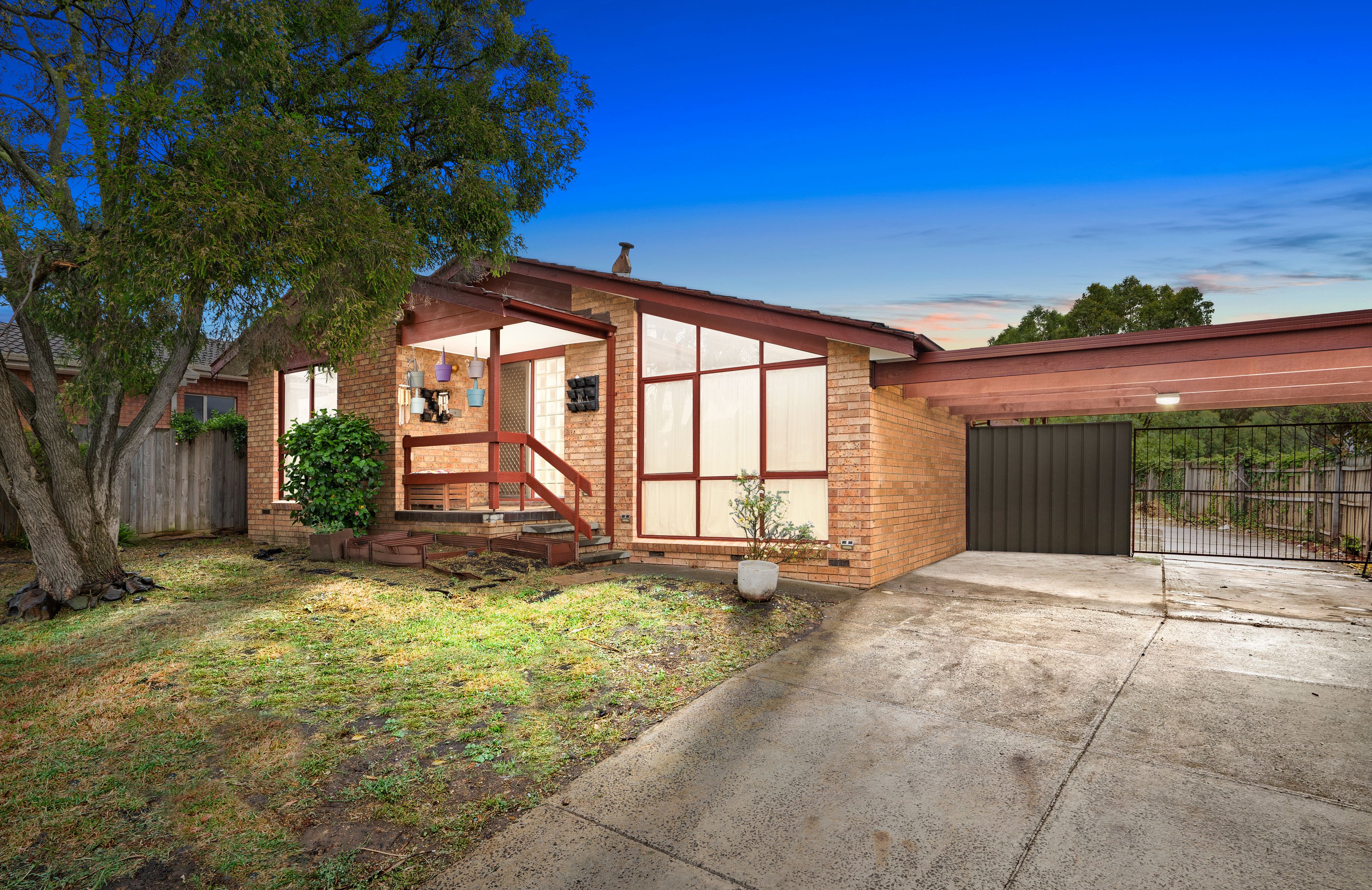 19 Taunton Drive, Bundoora, VIC 3083 - Sold House - Ray White Bundoora