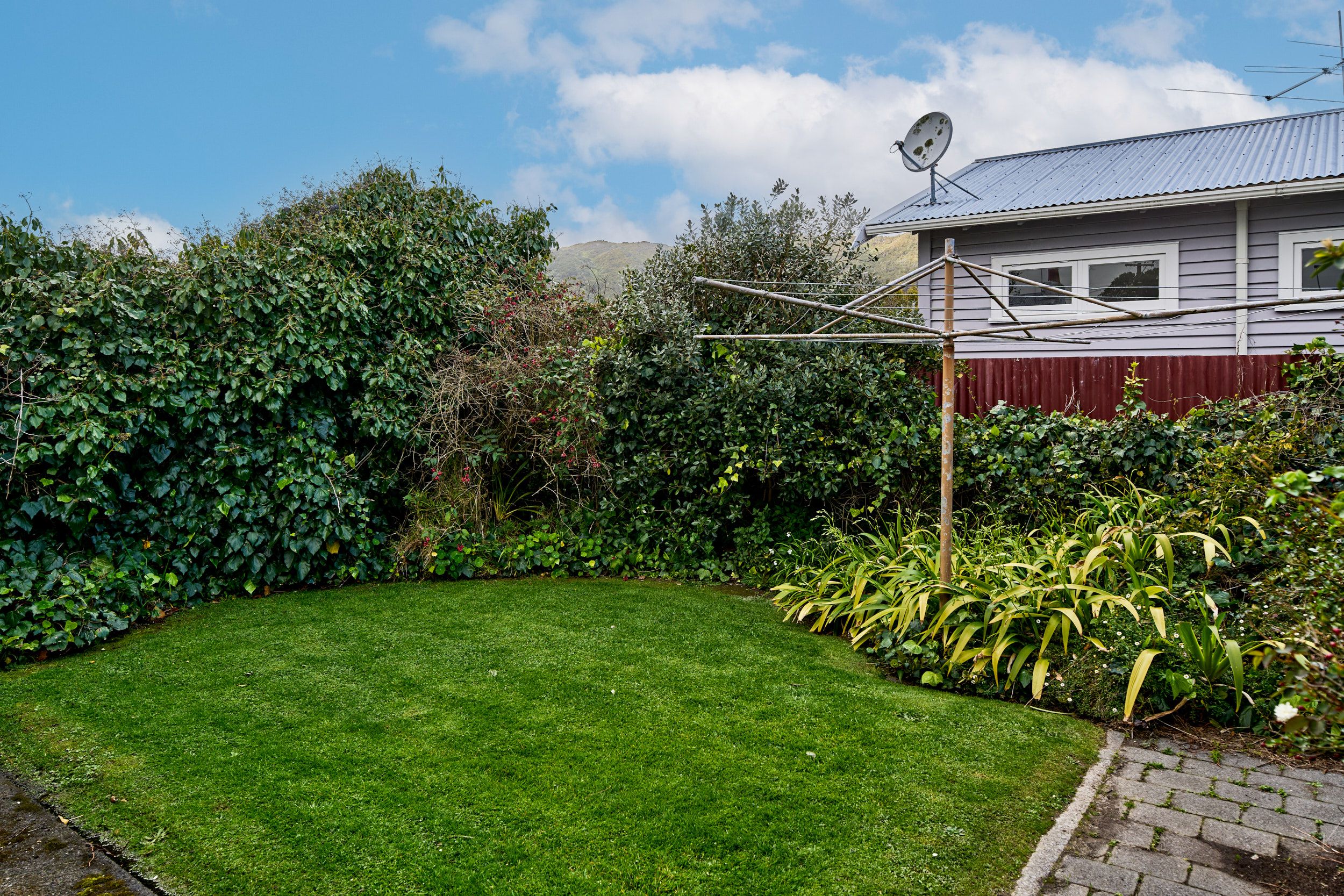 112 Waiwhetu Road, Waterloo, Lower Hutt City 5011 - Sold House - Ray ...