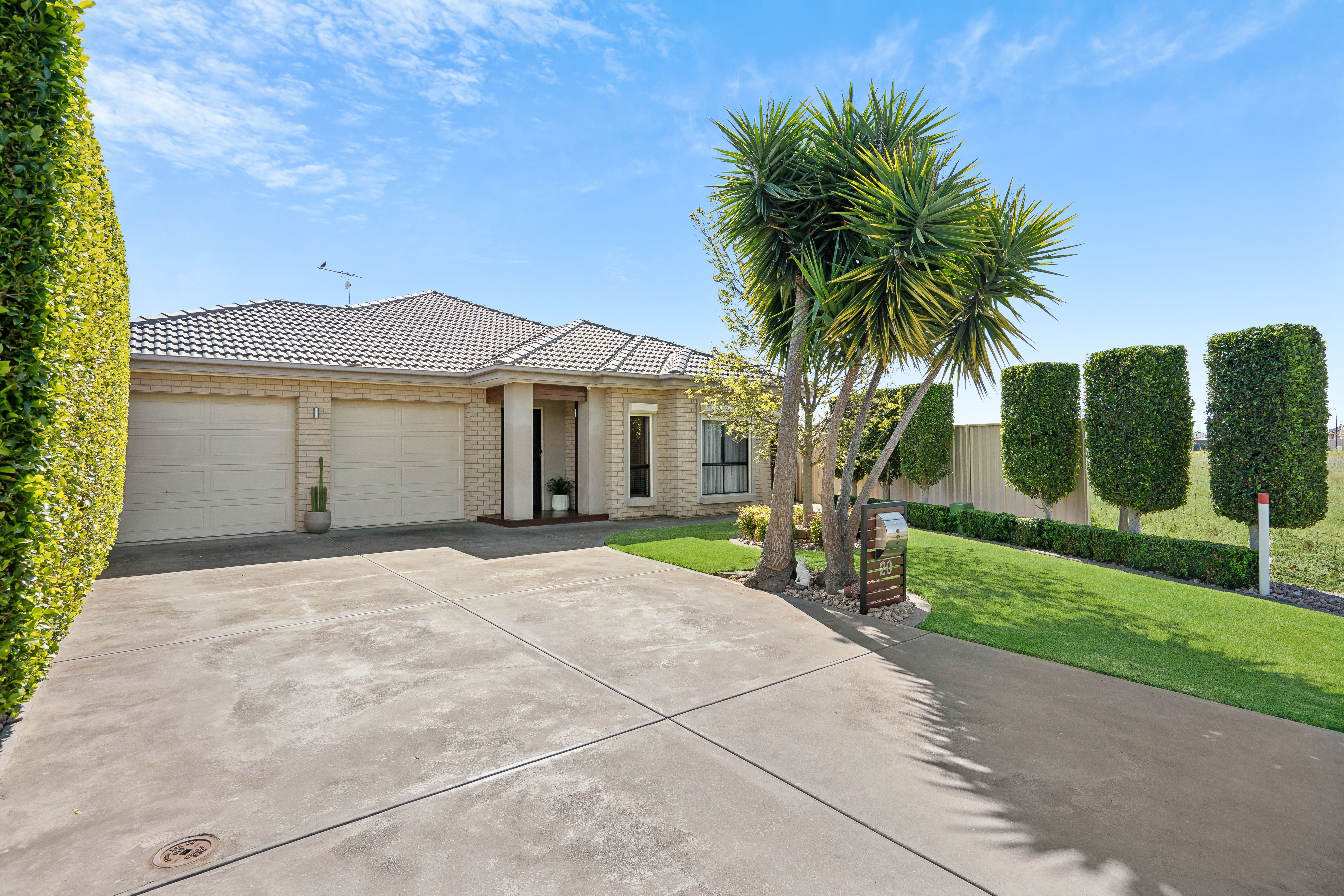 20 Airdrie Avenue, Parafield Gardens, SA 5107 - Sold House - Ray White ...