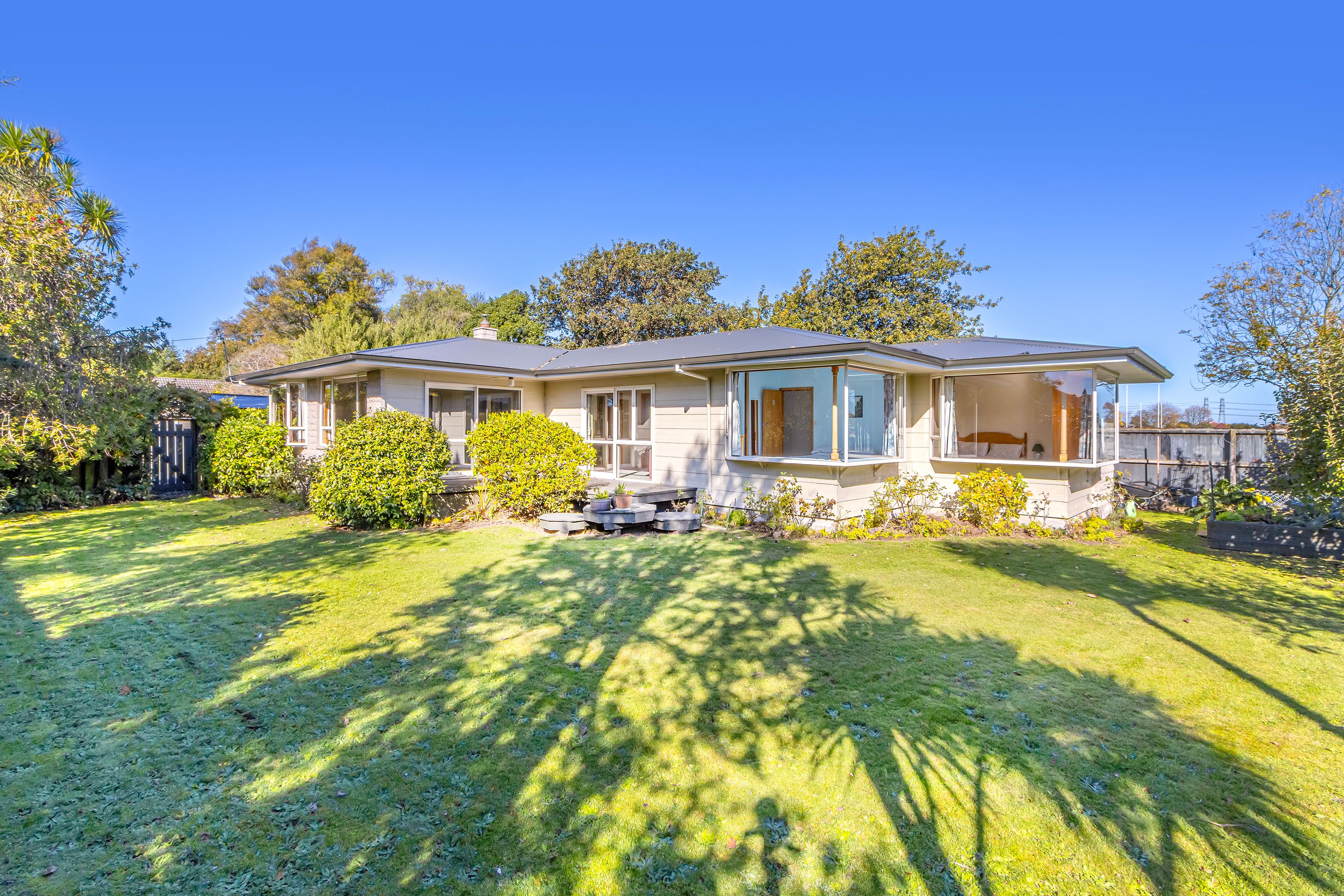 17 Doncaster Street, Sockburn, Christchurch City 8042 - Sold House ...