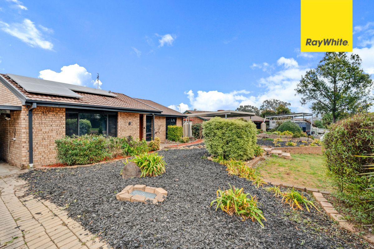 6 Main Close, Chisholm, ACT 2905 - Leased House - Ray White Canberra