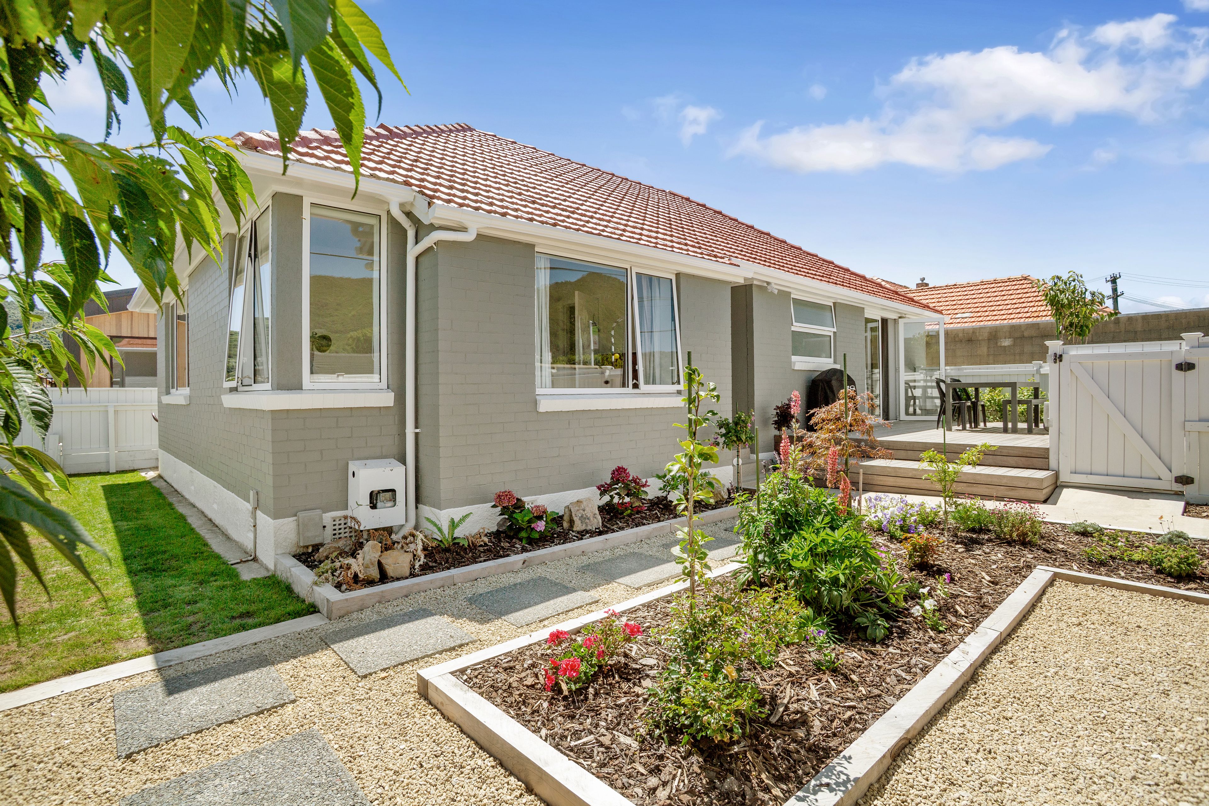 1105 High Street, Taita, Lower Hutt City 5011 - House for Sale - Ray ...