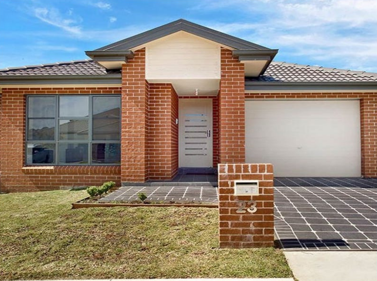 23 Starfire Avenue, Middleton Grange, NSW 2171 - Leased House - Three ...