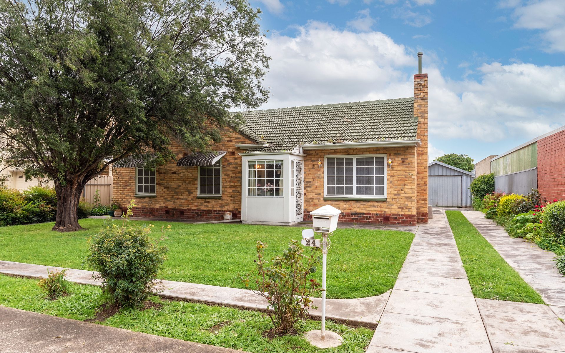 24 Mountbatten Terrace, Flinders Park, SA 5025 - Sold House - Ray White ...