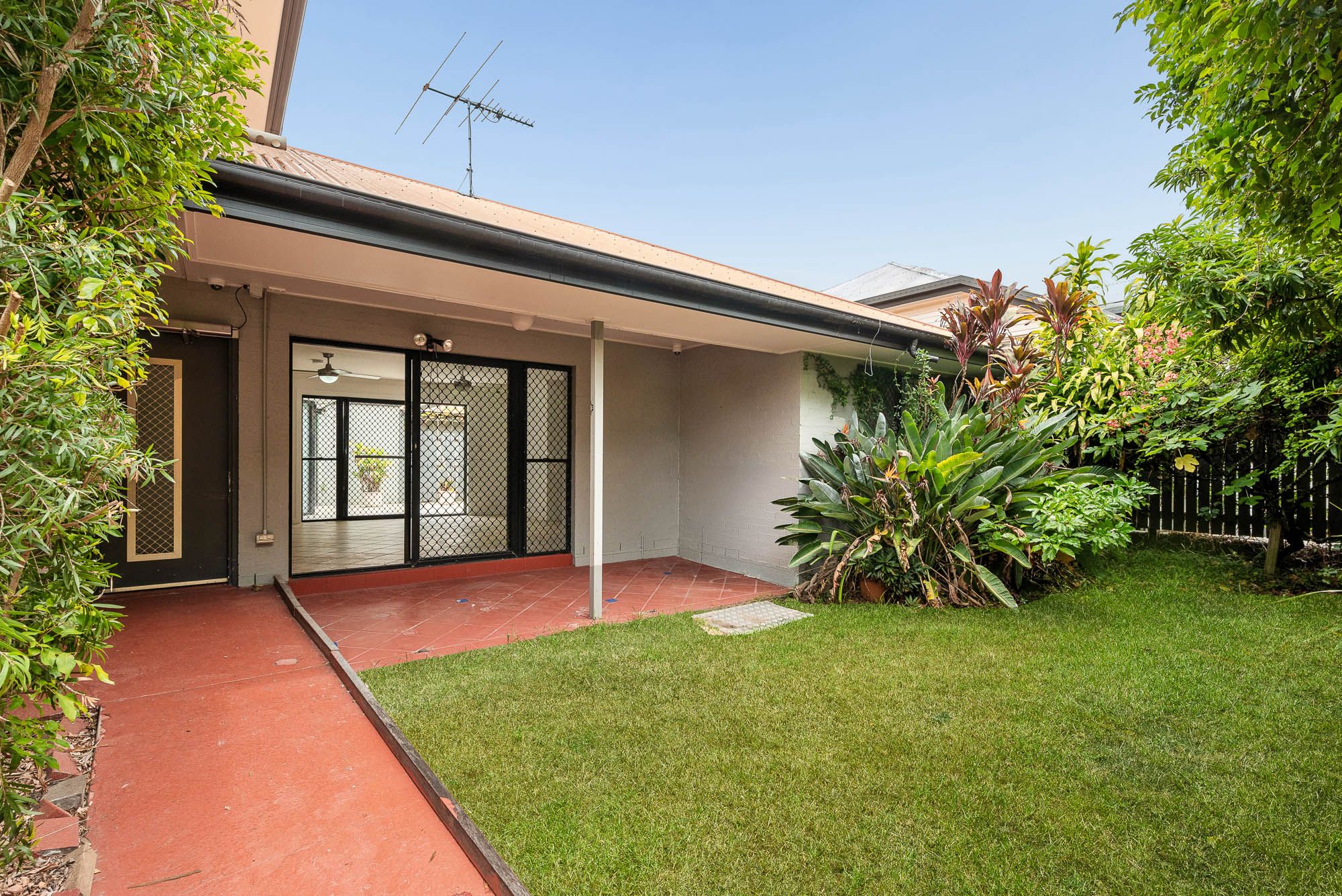 1/81 Ison Street, Morningside, QLD 4170 - Sold Apartment - Ray White ...