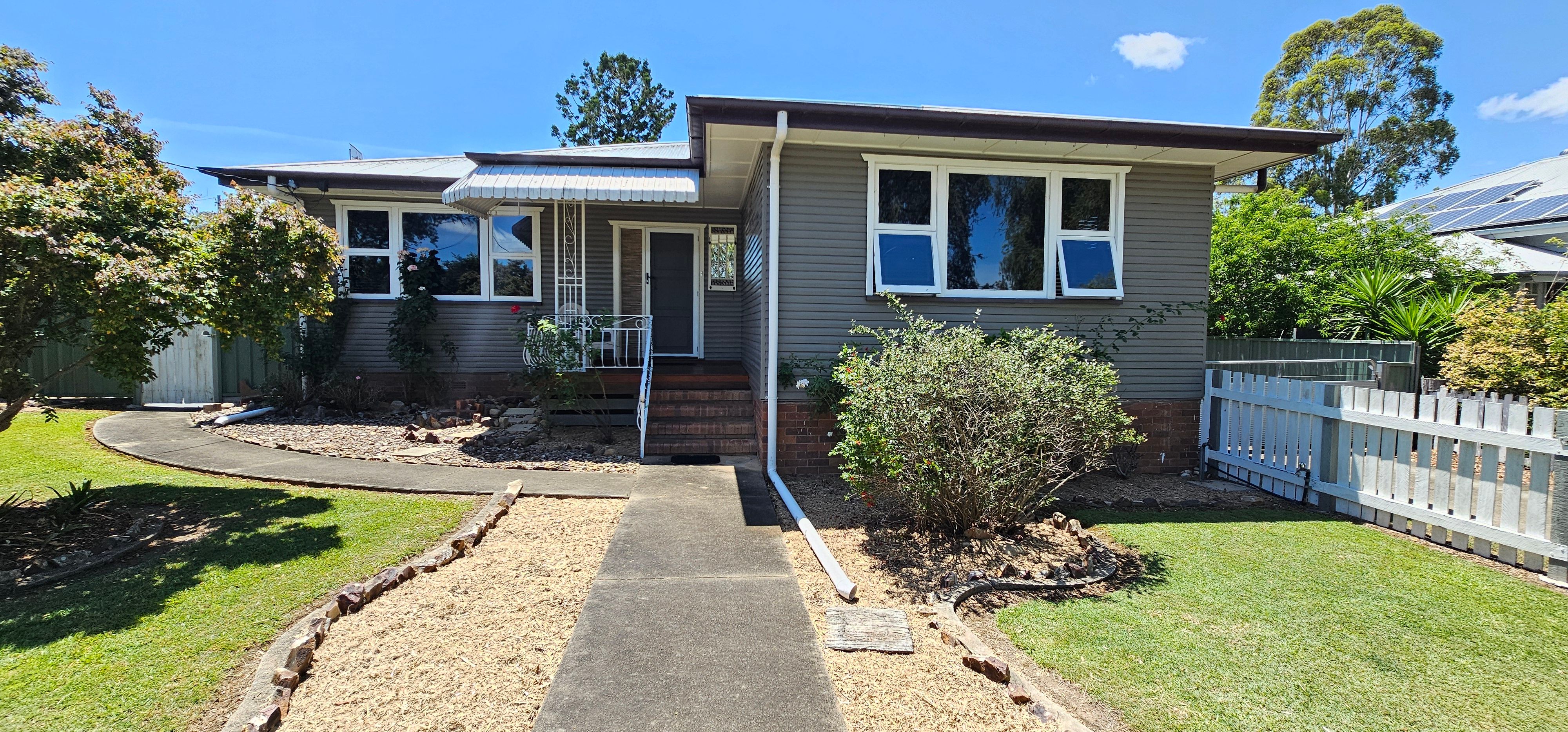 20 Toowoomba Road, Crows Nest, QLD 4355 - Sold House - Ray White Rural ...