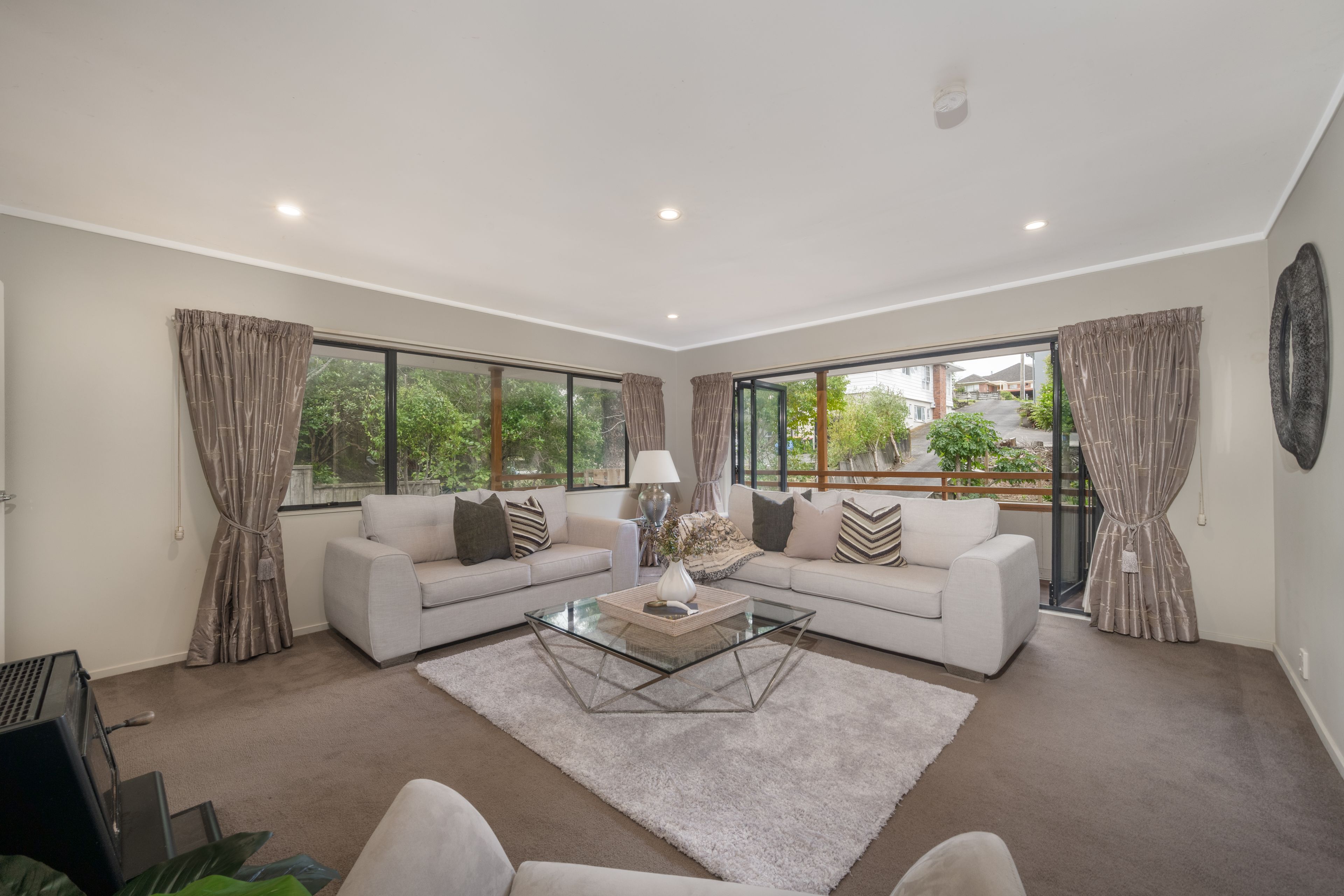 2/13 Beach Road, Mellons Bay, Manukau City 2014 - Sold House - Ray ...