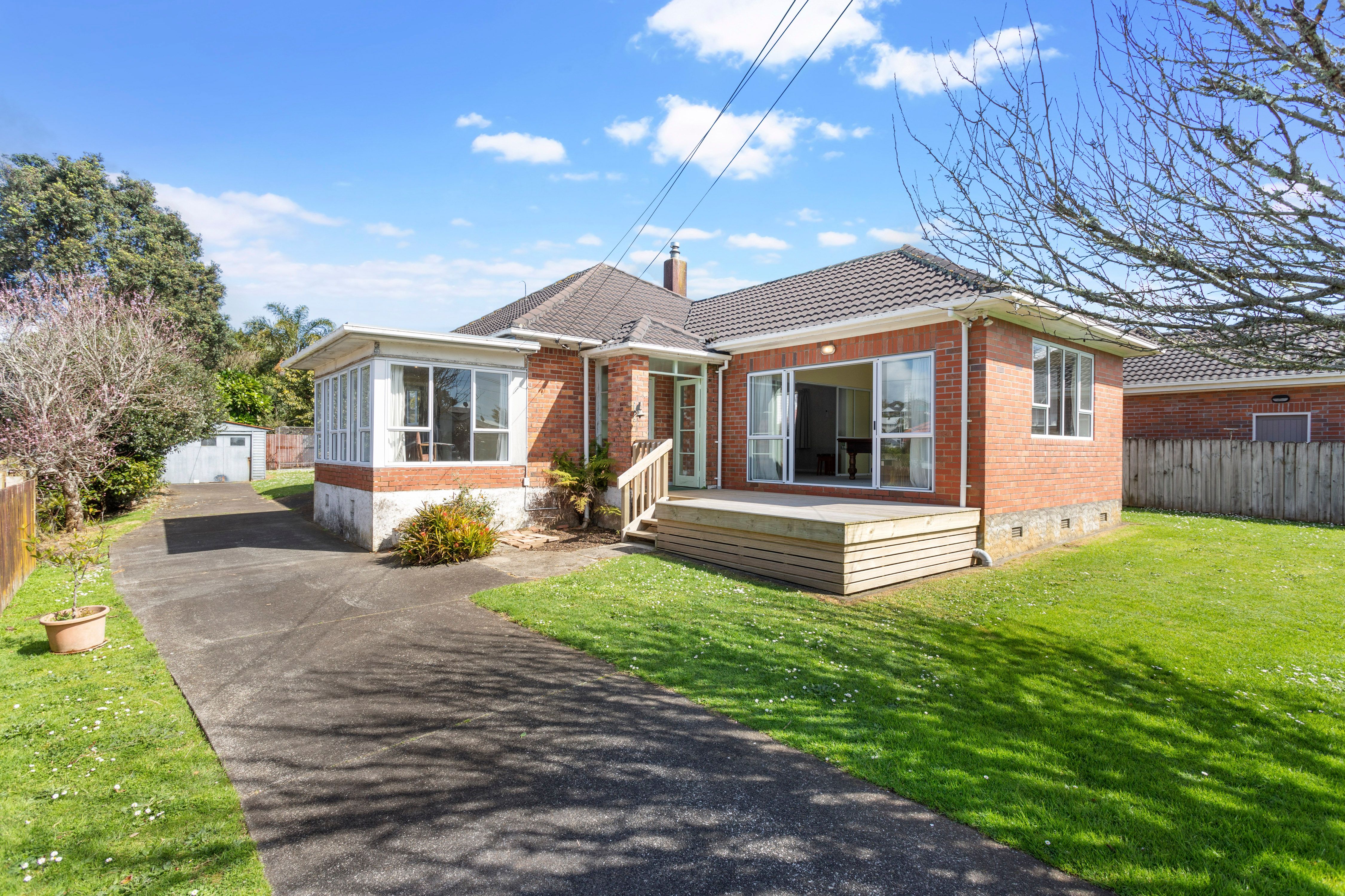 13 Fearon Avenue, Three Kings, Auckland City 1024 - Sold House - Ray ...
