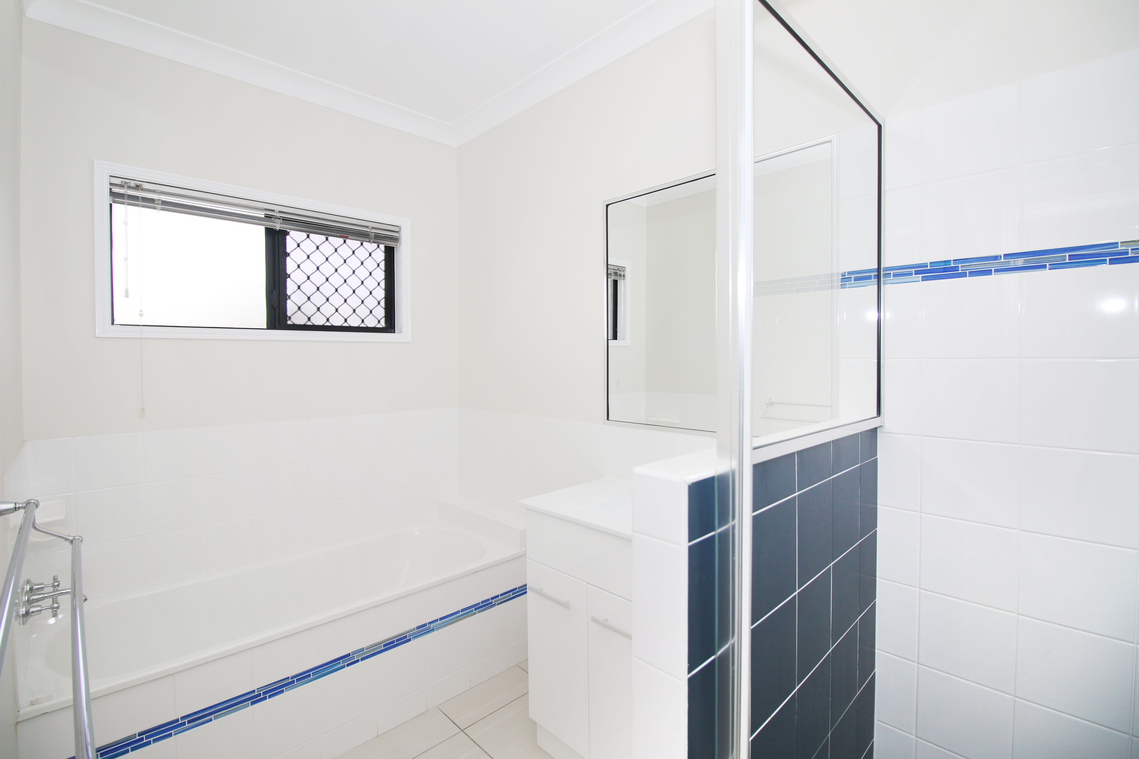 23 Stoneville Circuit, Mount Louisa, QLD 4814 - Sold House - Ray White ...