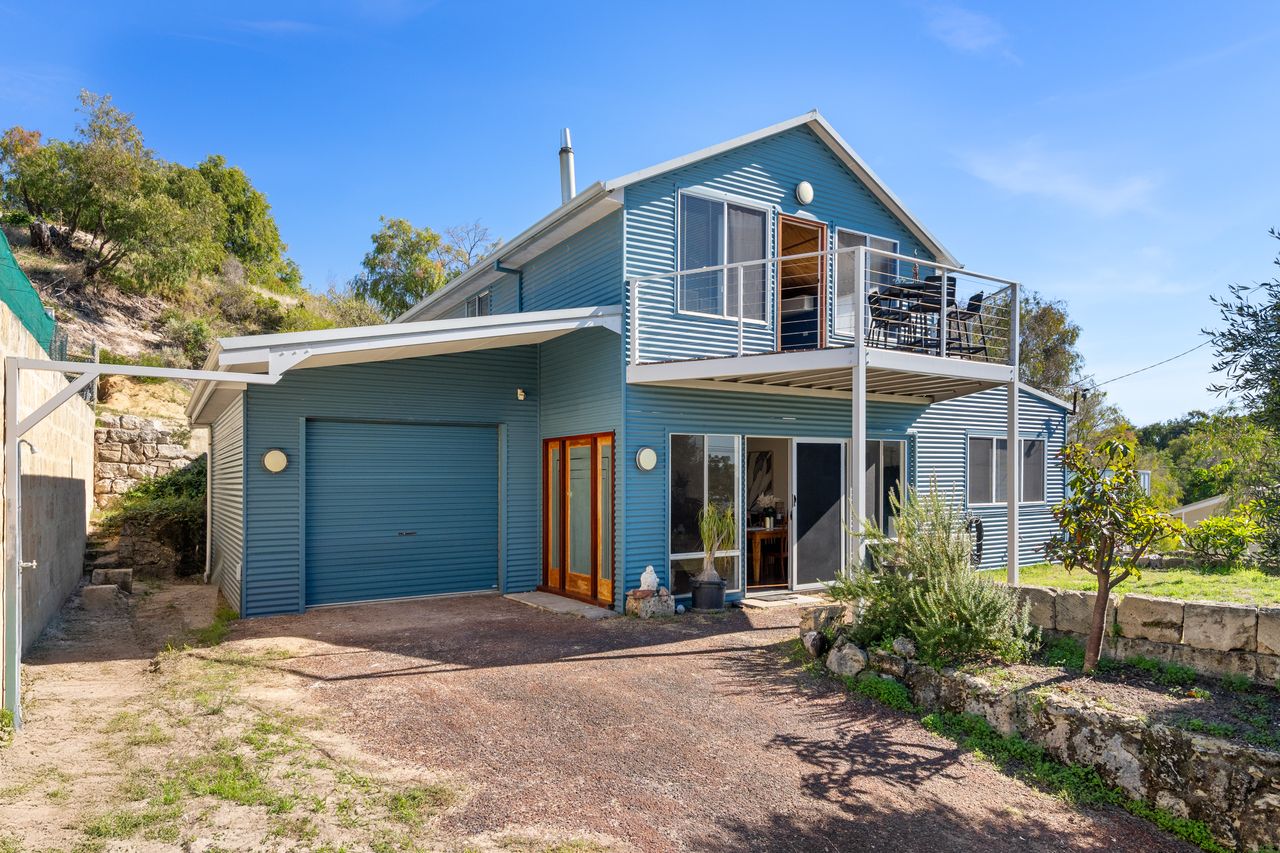 Homes for sale in Peppermint Grove Beach - Ray White Stocker Preston