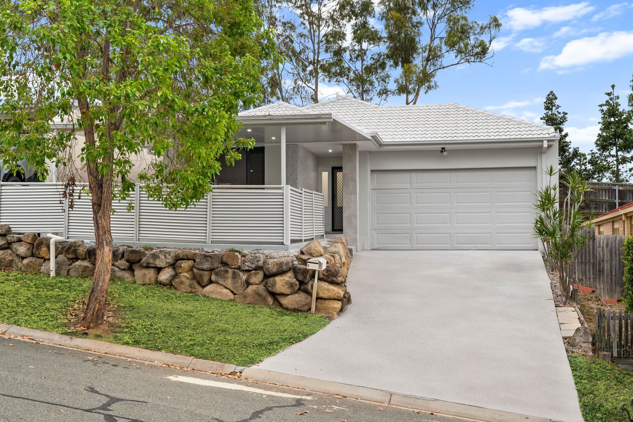 3 Freesia Close, Springfield Lakes, QLD 4300 - Leased House - Ray White ...