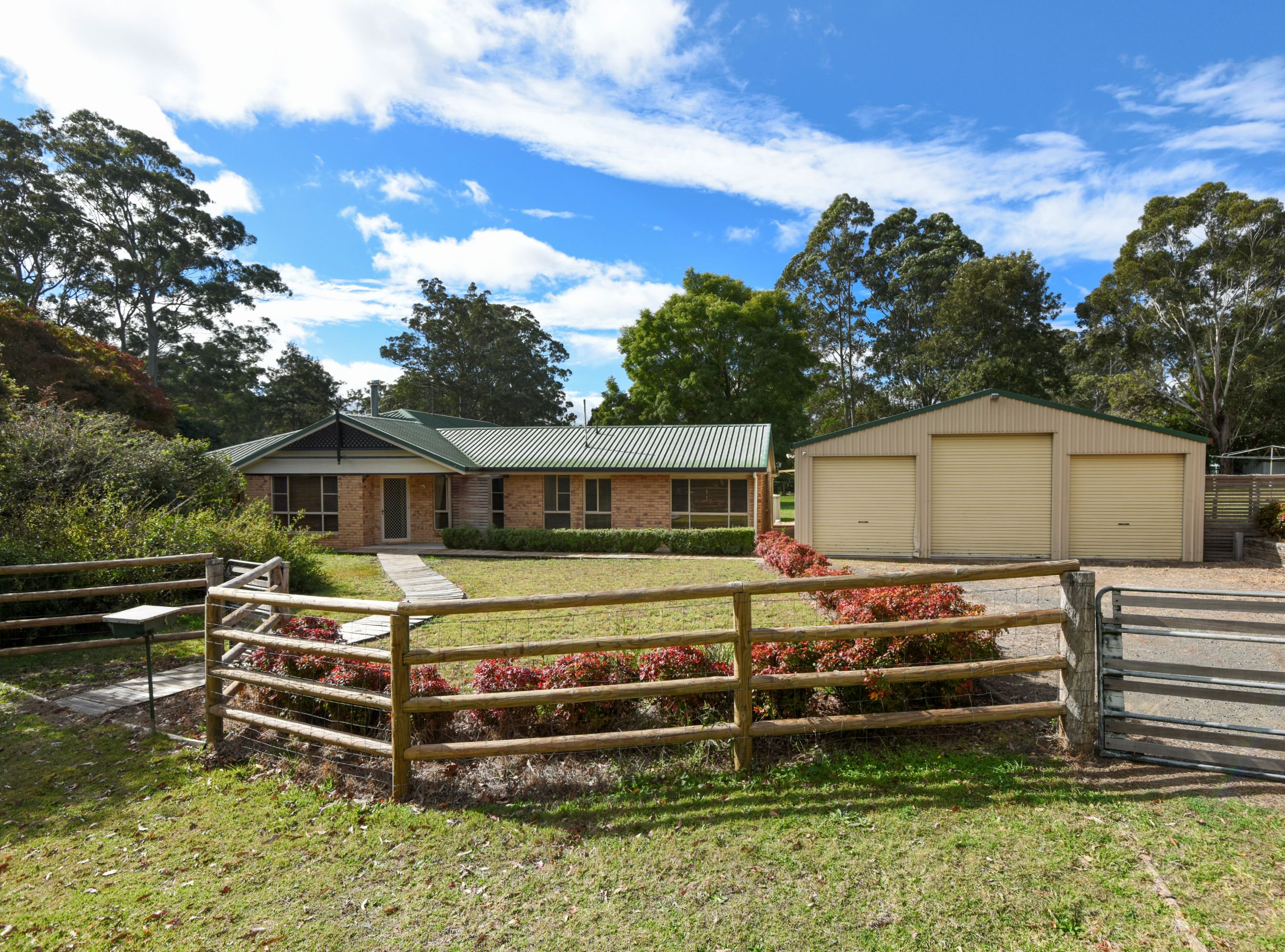 30 Blue Gum Drive, Highfields, QLD 4352 - Sold House - Ray White ...