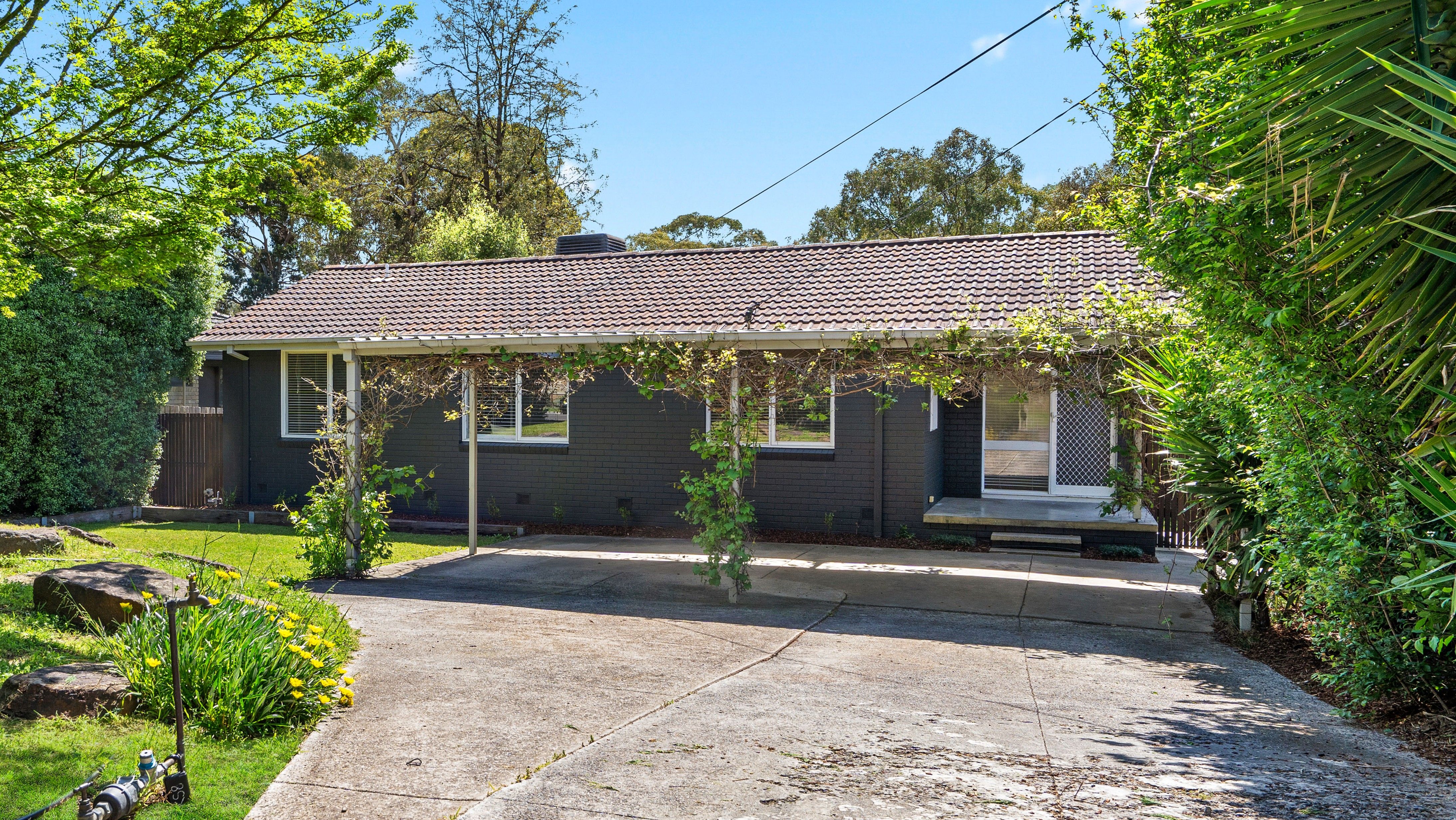 9 Tahlee Place, Montmorency, VIC 3094 - Sold House - Ray White Eltham