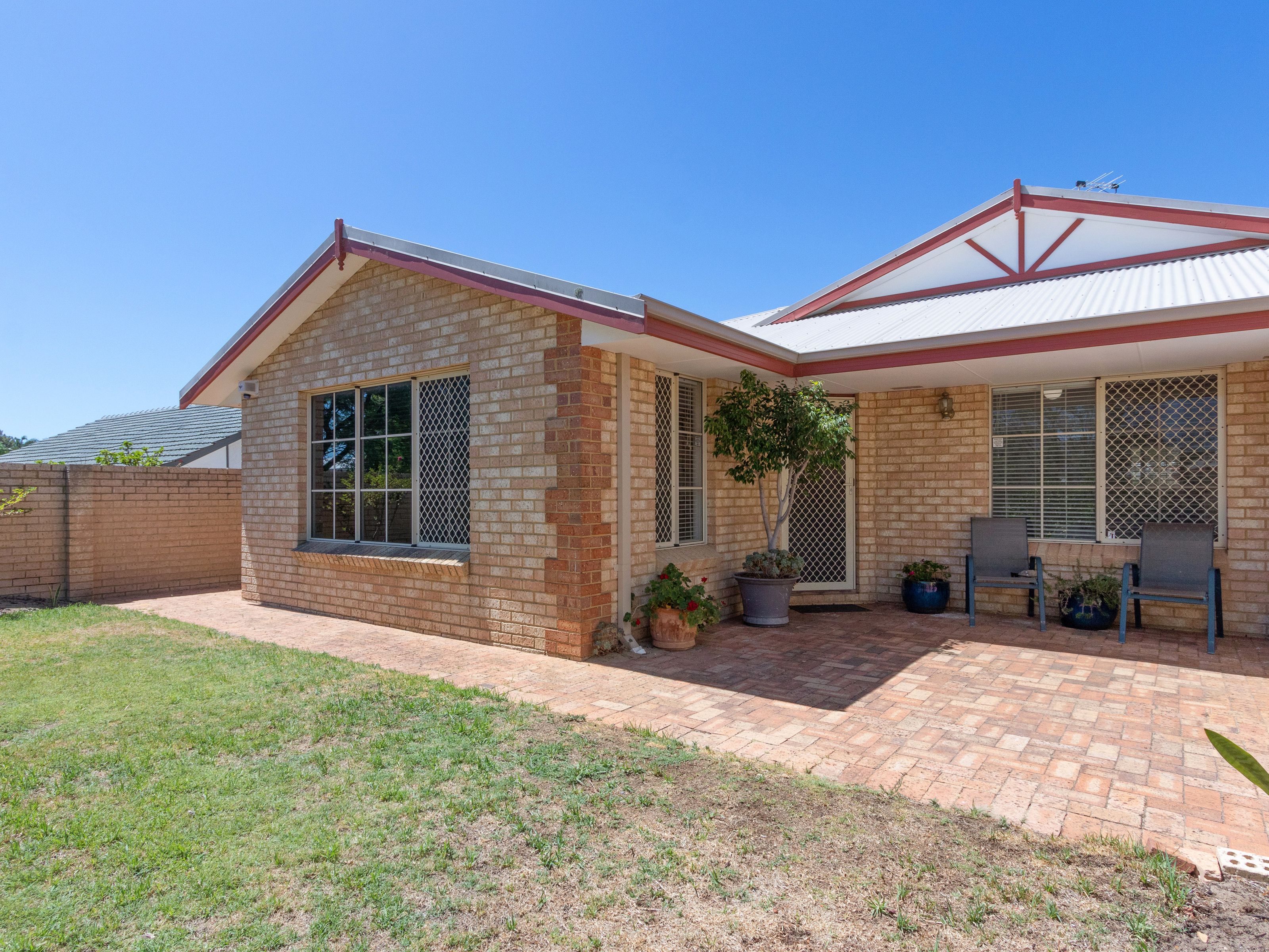 1/36 Crawshaw Crescent, Manning, WA 6152 - Sold House - Ray White South ...