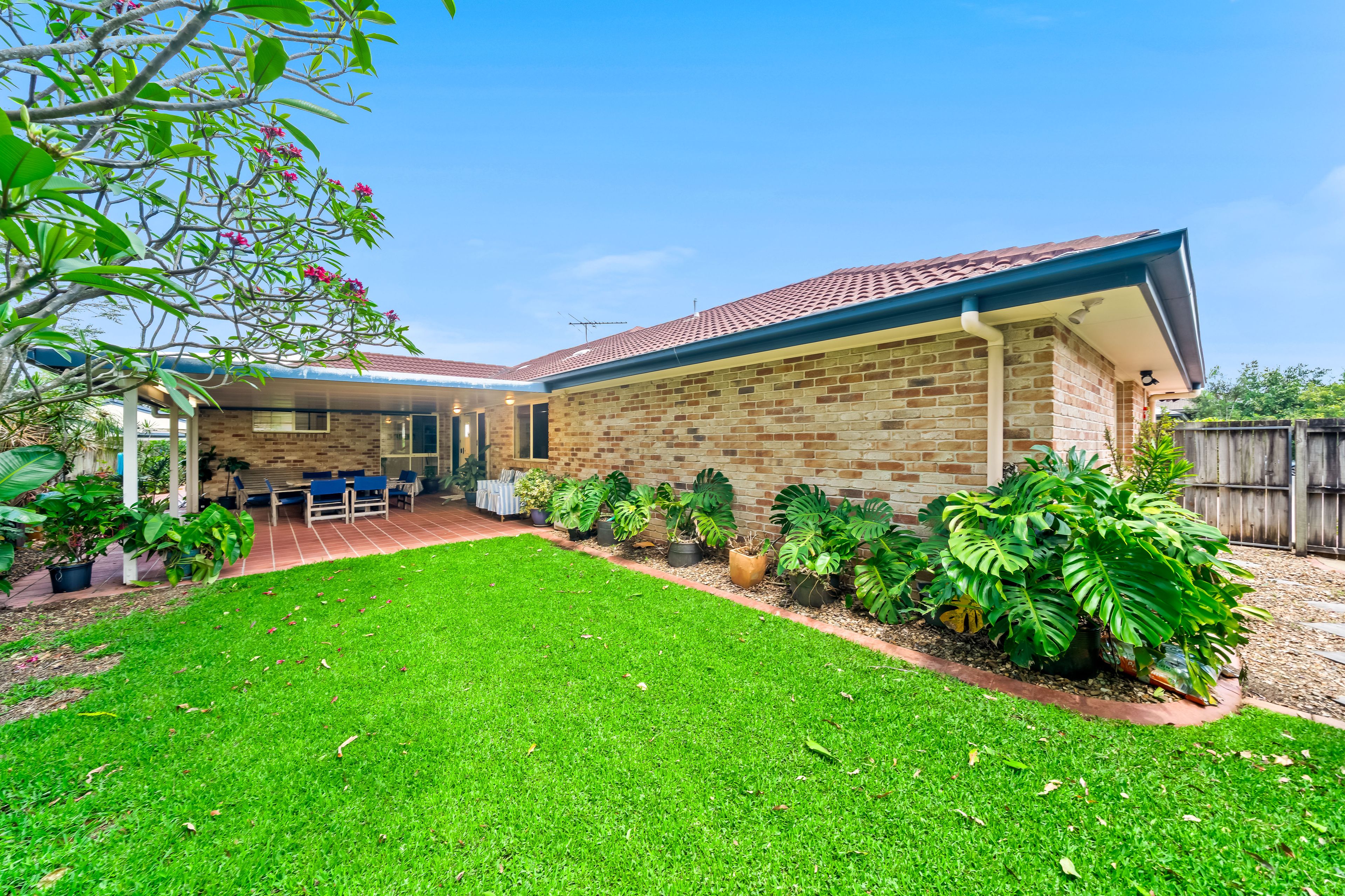 3 Heritage Close, Sunnybank Hills, QLD 4109 - Sold House - Ray White ...