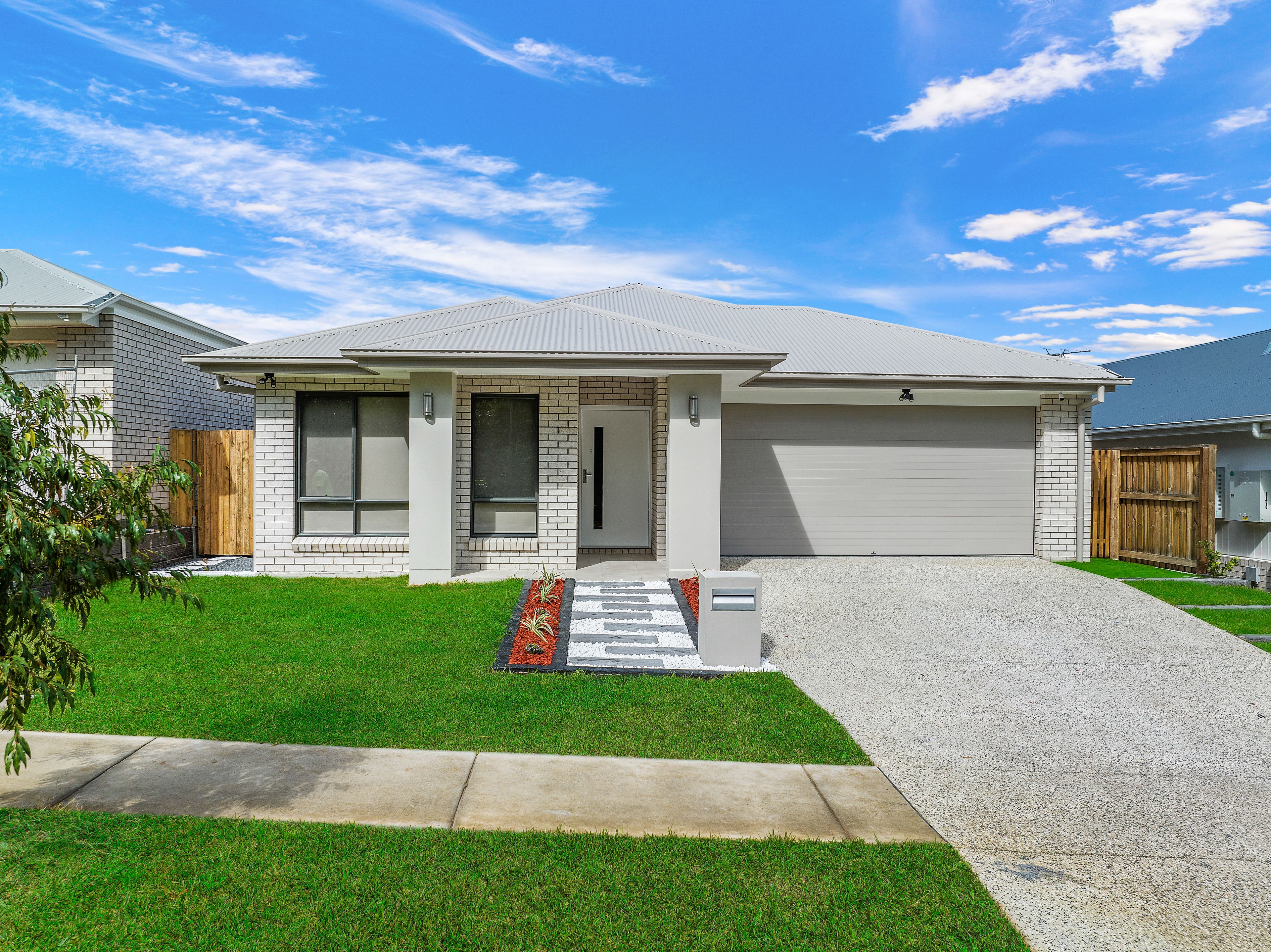 Ray White Acacia Ridge