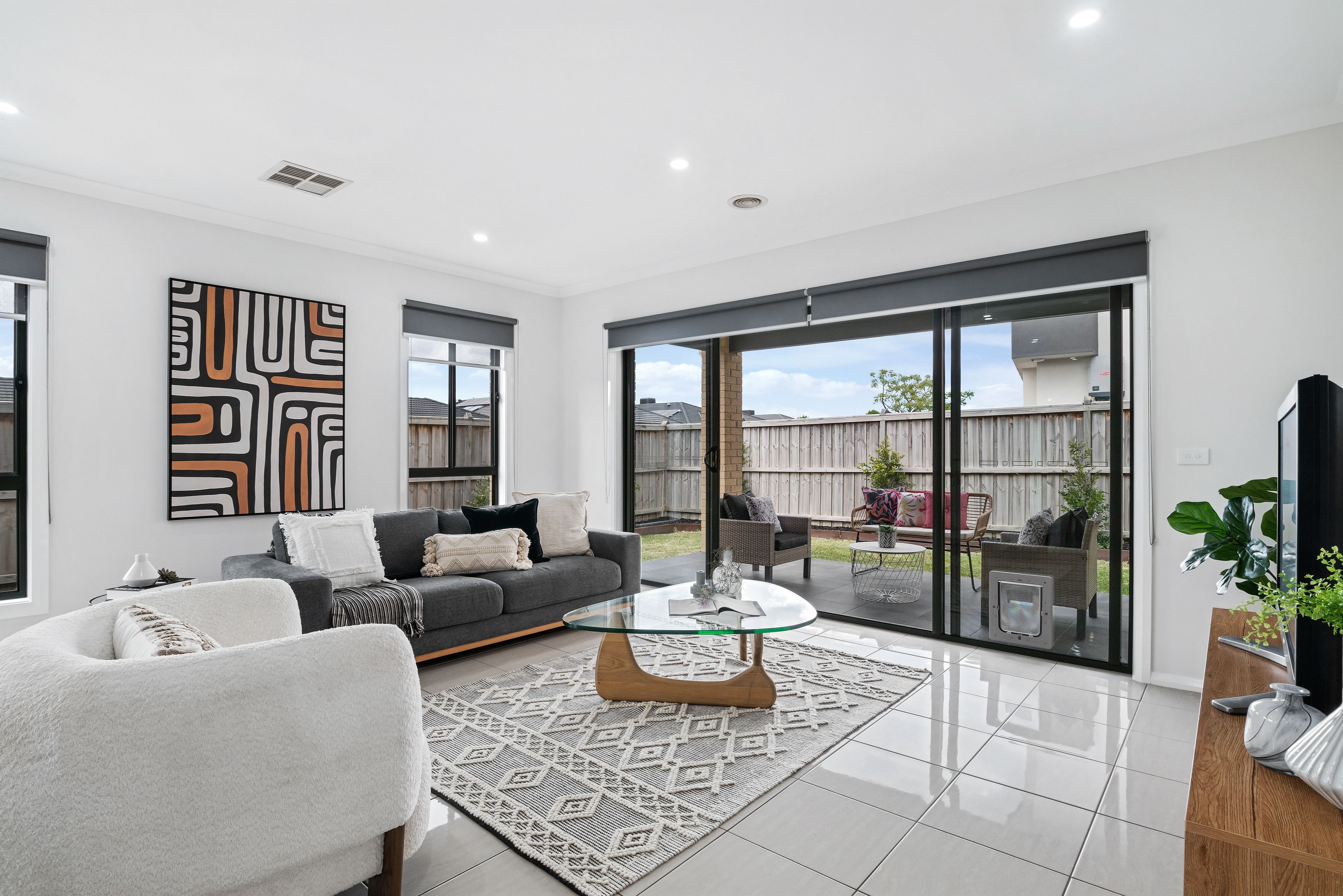 1 Kalbian Drive, Clyde North, VIC 3978 - Sold House - Ray White Croydon ...