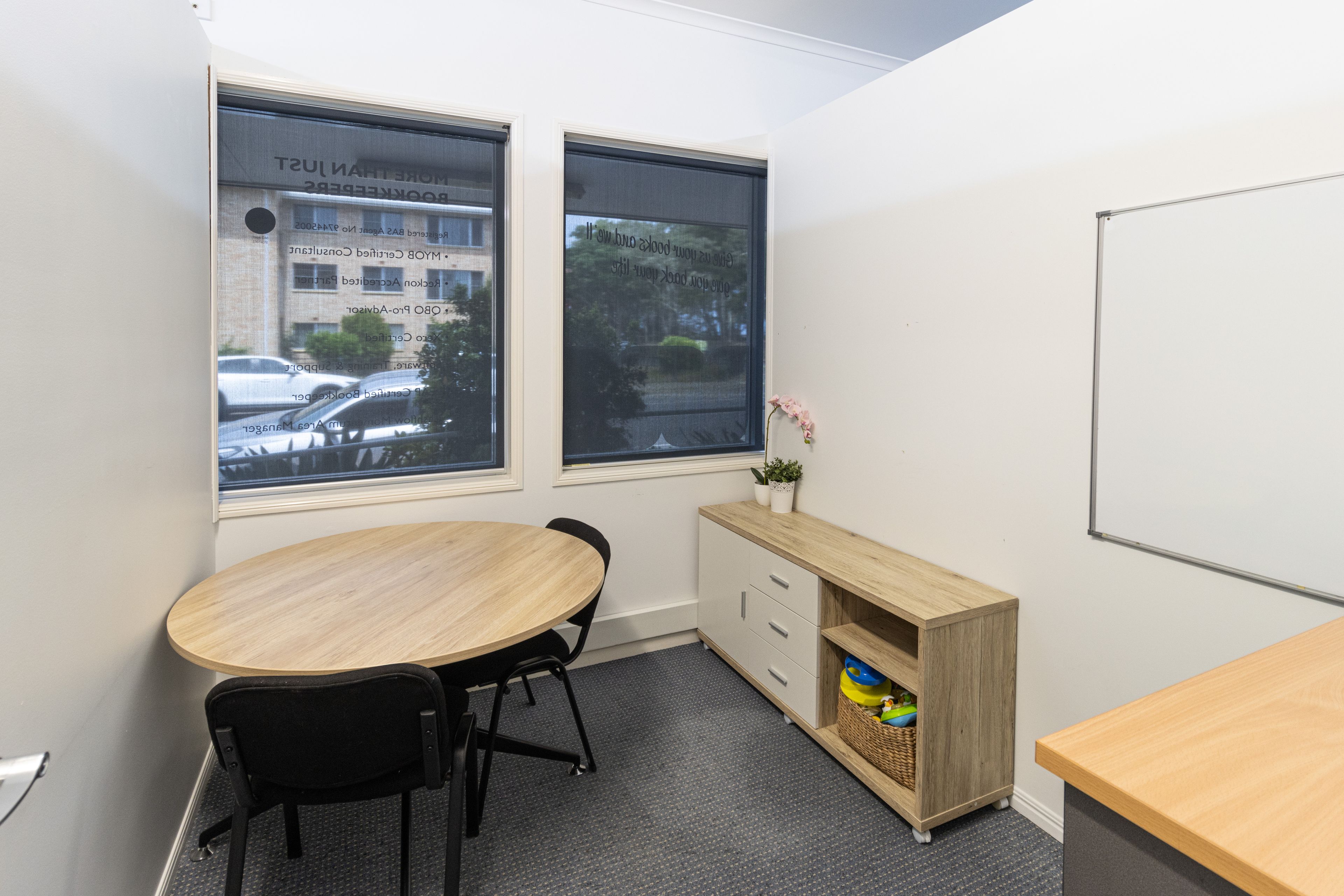 1/381 ESPLANADE, Torquay, QLD 4655 - Offices for Lease - Ray White ...