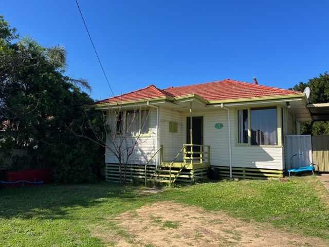 4 Hebe Street, Rangeway, WA 6530 - Sold House - Geraldton | Dongara