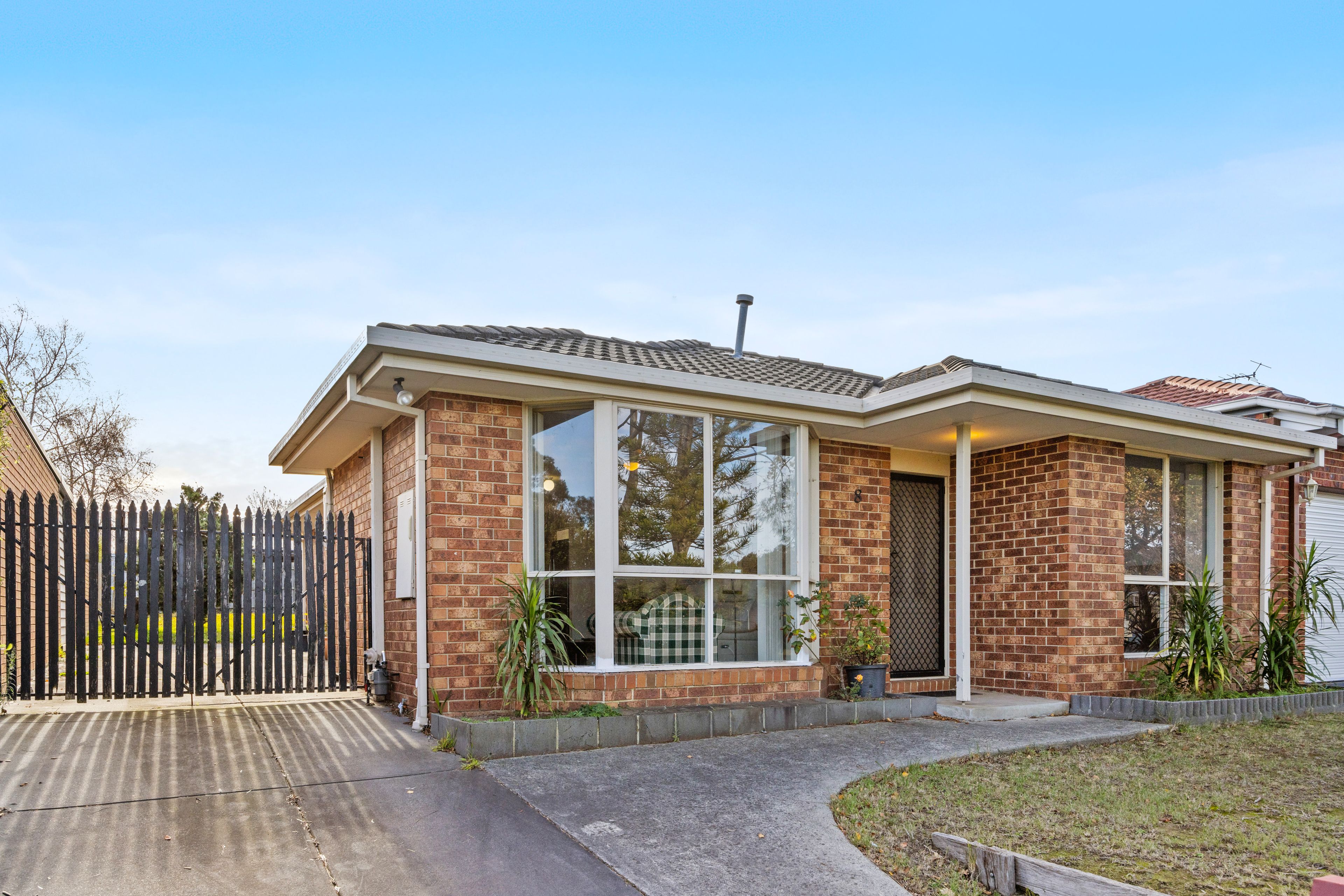 8 Cooma Court, Berwick, VIC 3806 - Sold House - Ray White Berwick