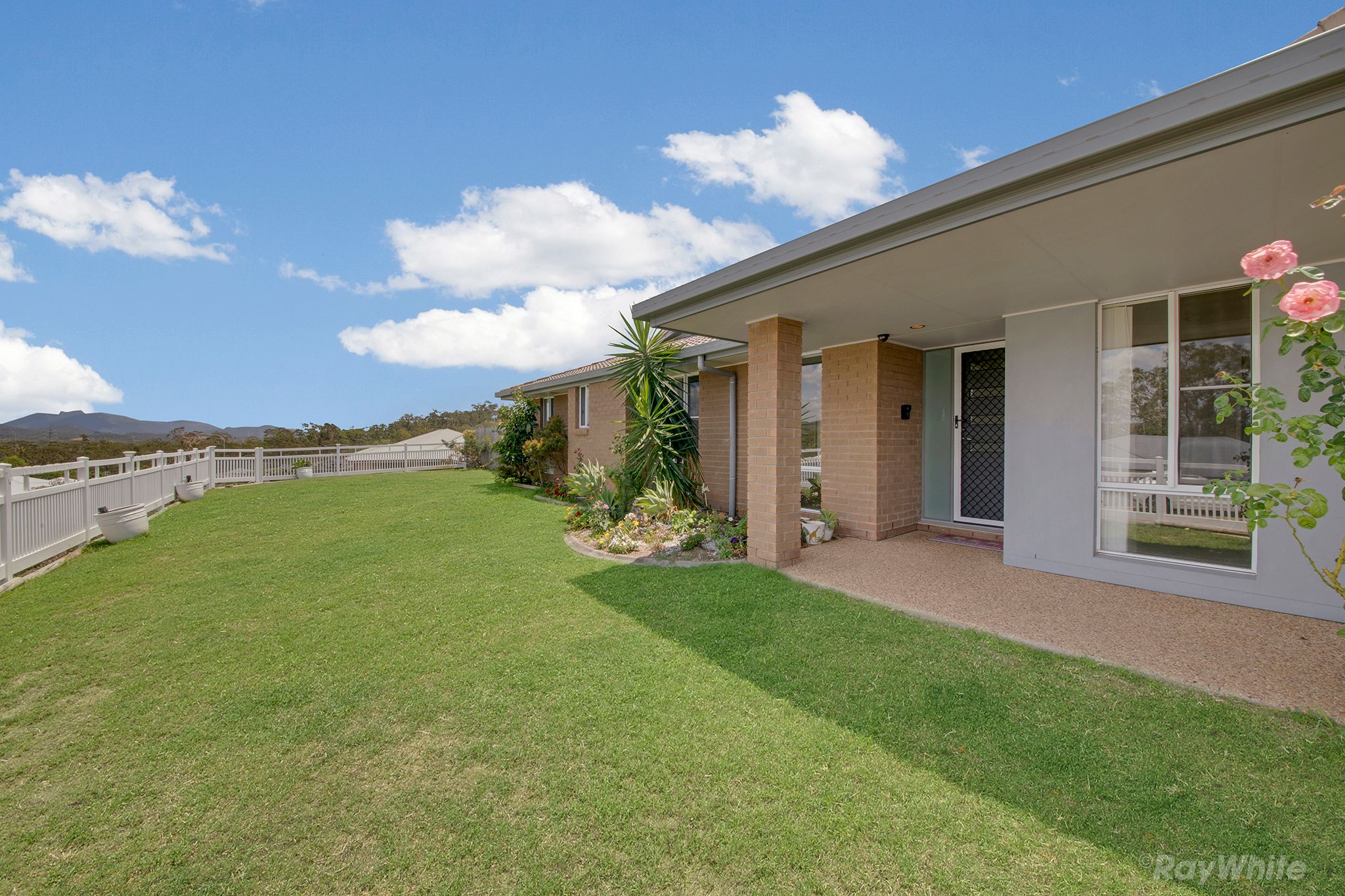 27 Dartmouth Close, Clinton, QLD 4680 - Leased House - Ray White Gladstone