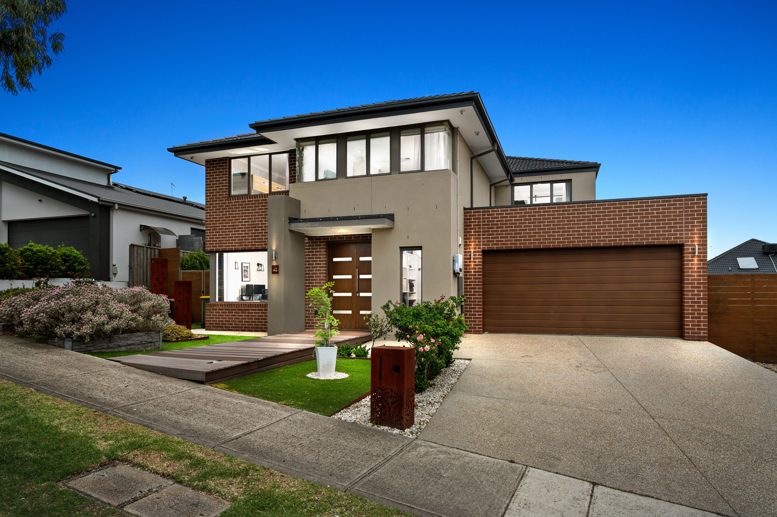 4 Birdseye Parade, South Morang, VIC 3752 - House for Sale - Ray White ...