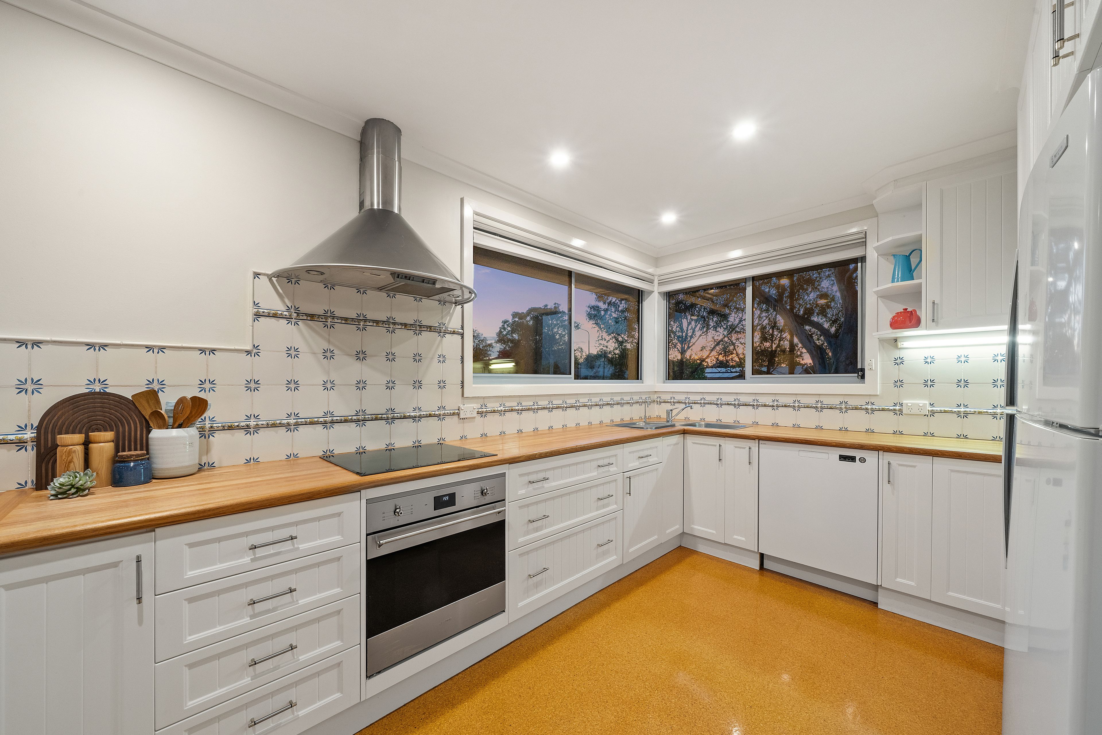 75 Bambridge Street, Weetangera, ACT 2614 - Sold House - Ray White Canberra