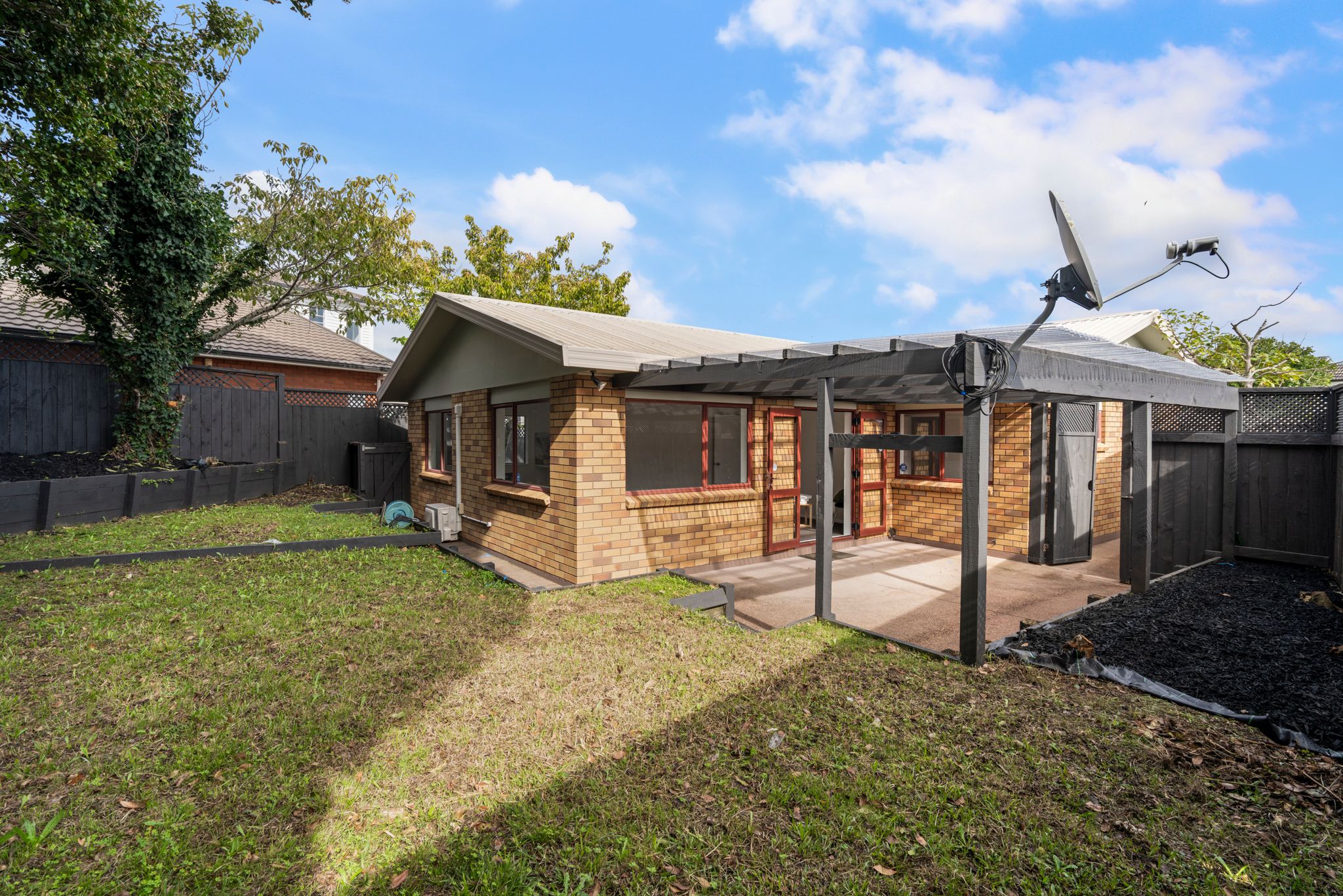 2E Lynbrooke Avenue, Blockhouse Bay, Auckland City 0600 - Sold House ...