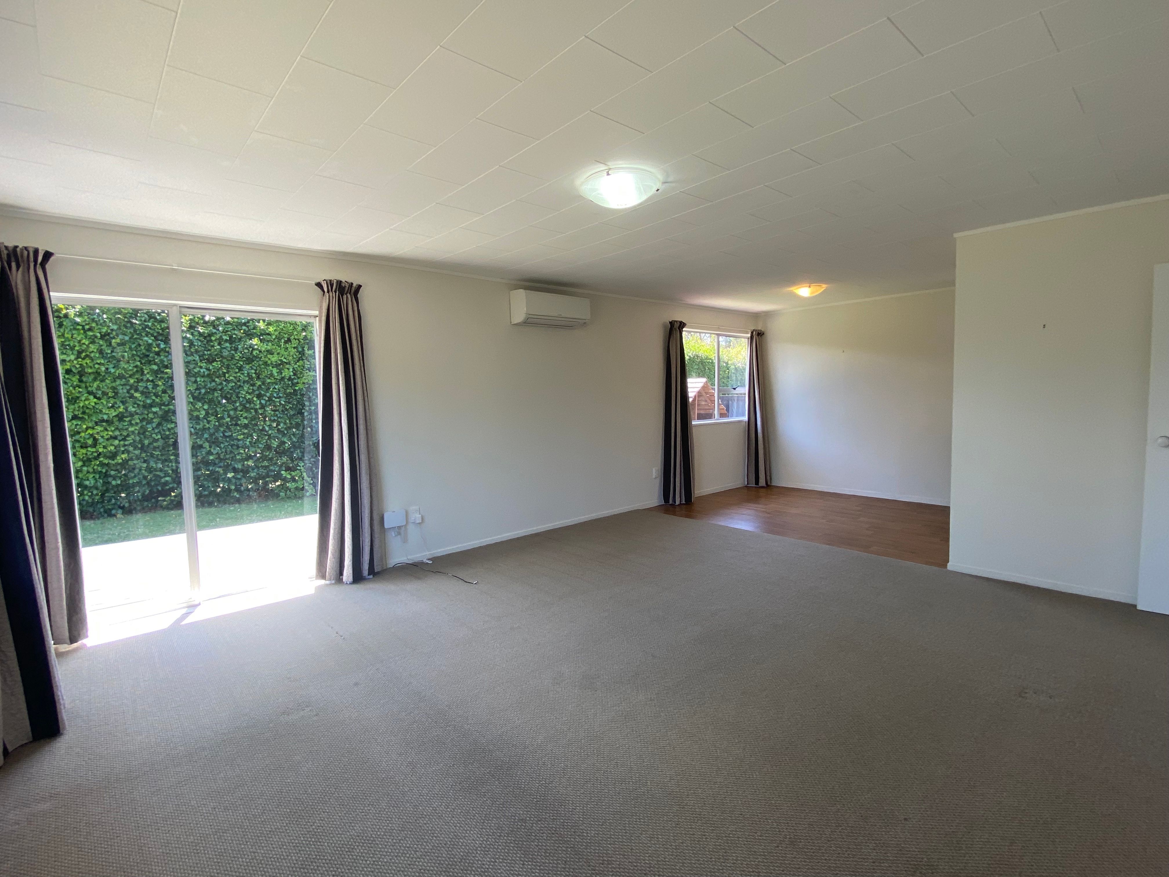 2 Blanche Way, Half Moon Bay, Manukau City 2012 - Leased House - Ray ...