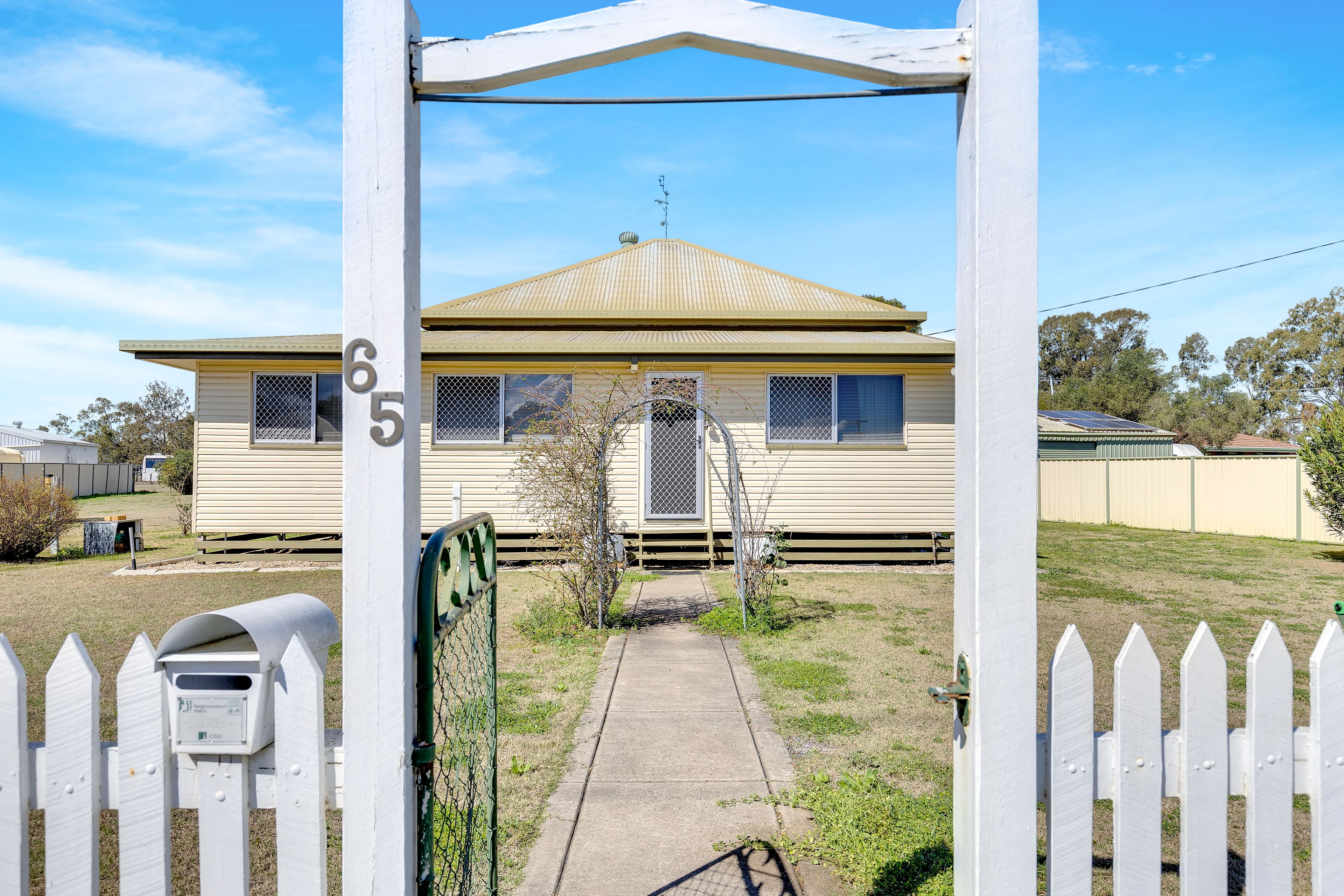 65-67 Beale Street, Oakey, QLD 4401 - Sold House - Ray White Rural Oakey