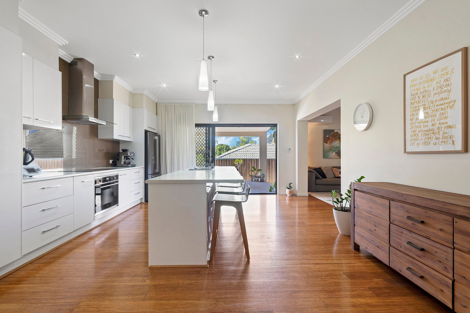 5 Lillian Court, Rochedale South, QLD 4123 - Sold House - Ray White Mt ...