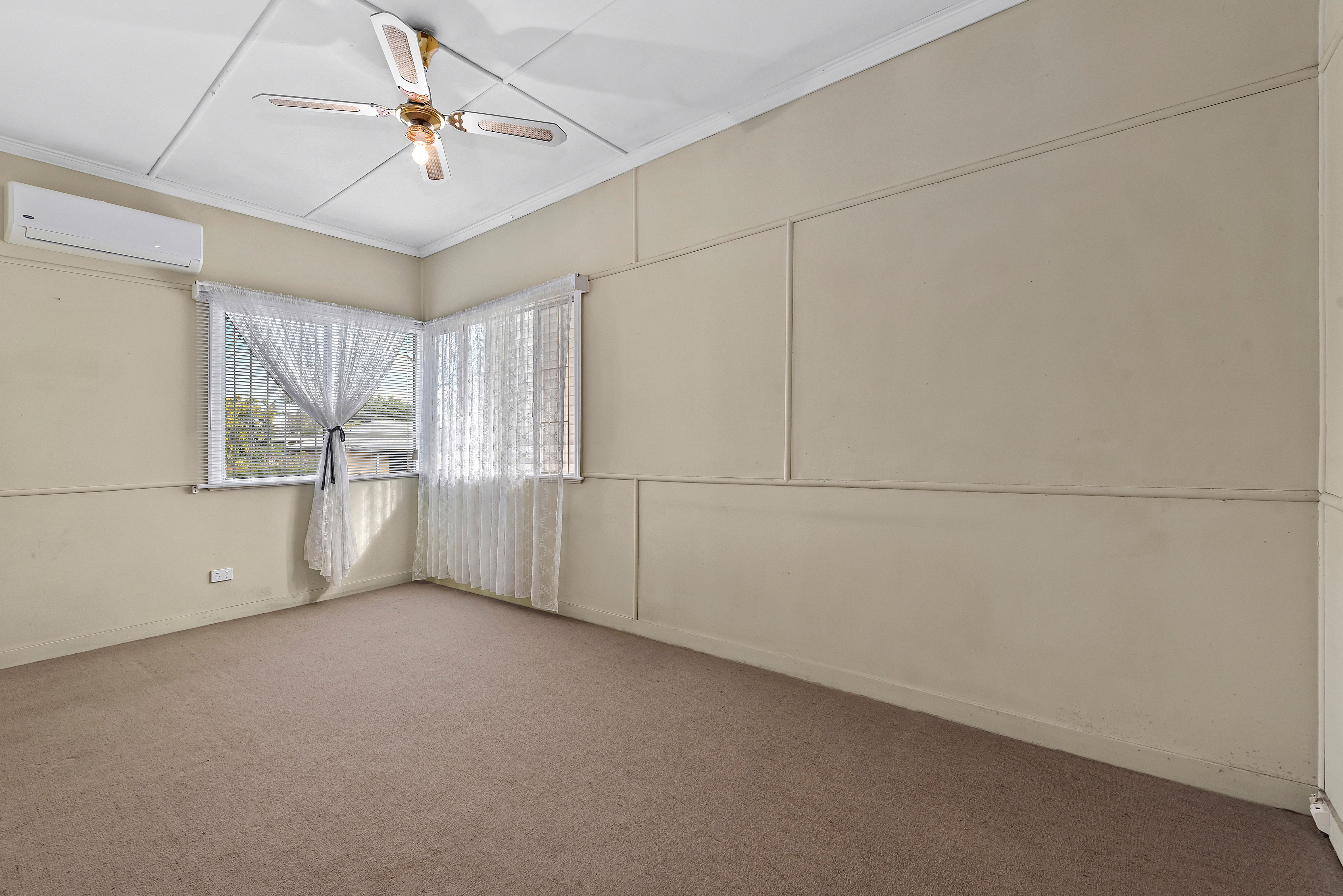 32 Bayford Street, Oxley, QLD 4075 - Sold House - Ray White Sherwood ...