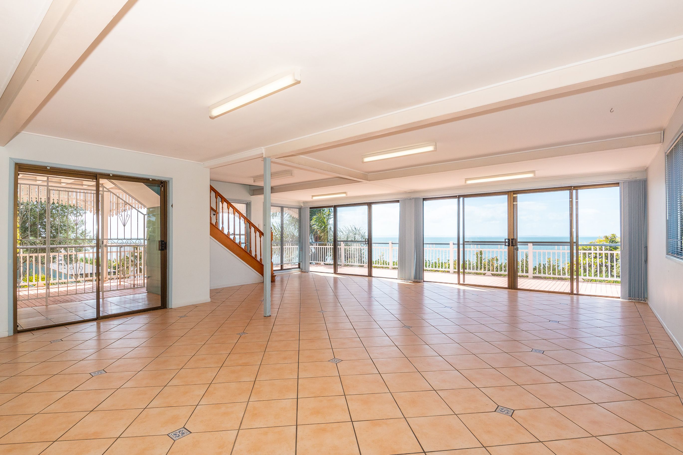 88 Prince Edward Parade, Redcliffe, QLD 4020 - Leased House - Ray White ...