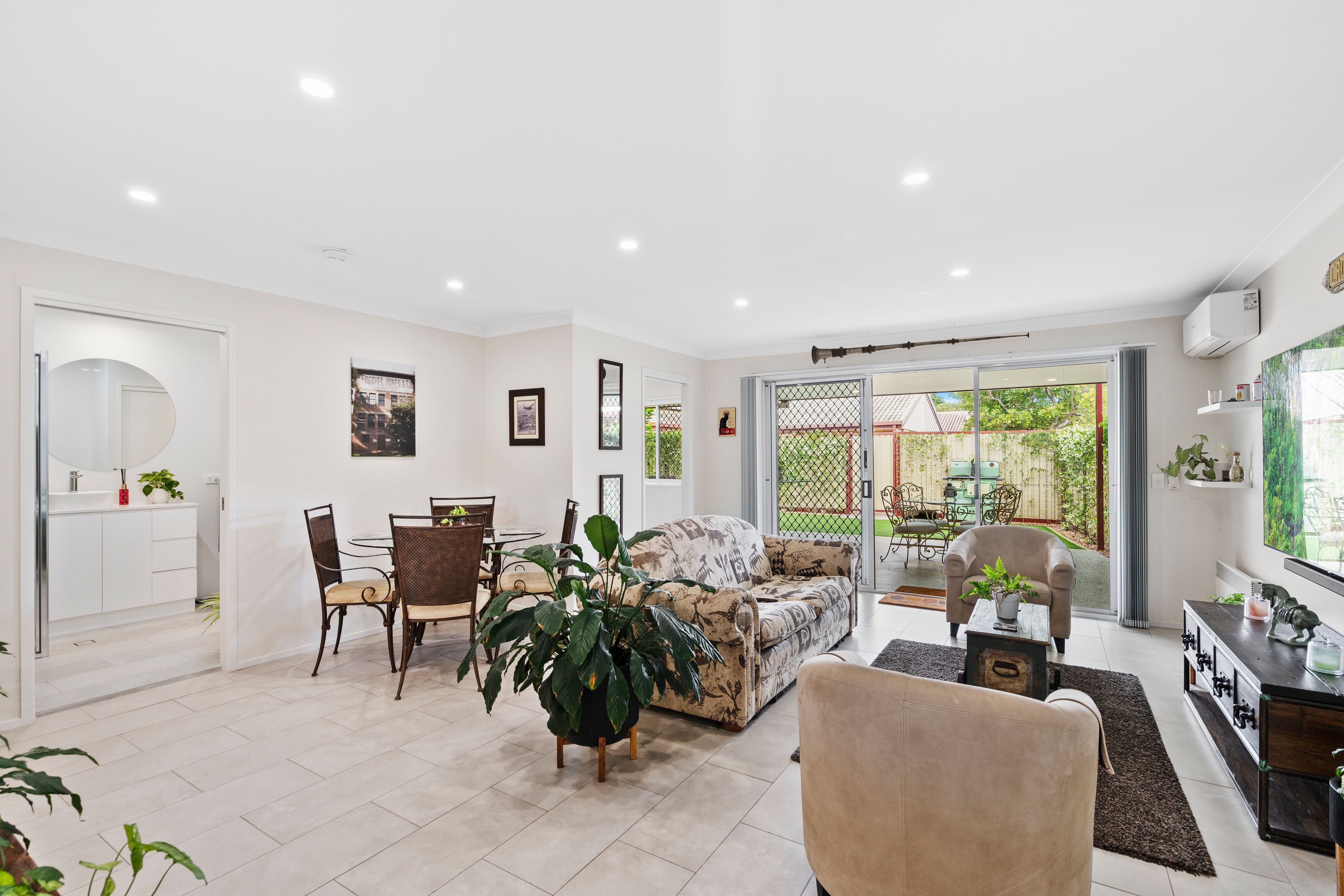 43/128 Benowa Road, Southport, QLD 4215 - Sold Apartment - Ray White ...
