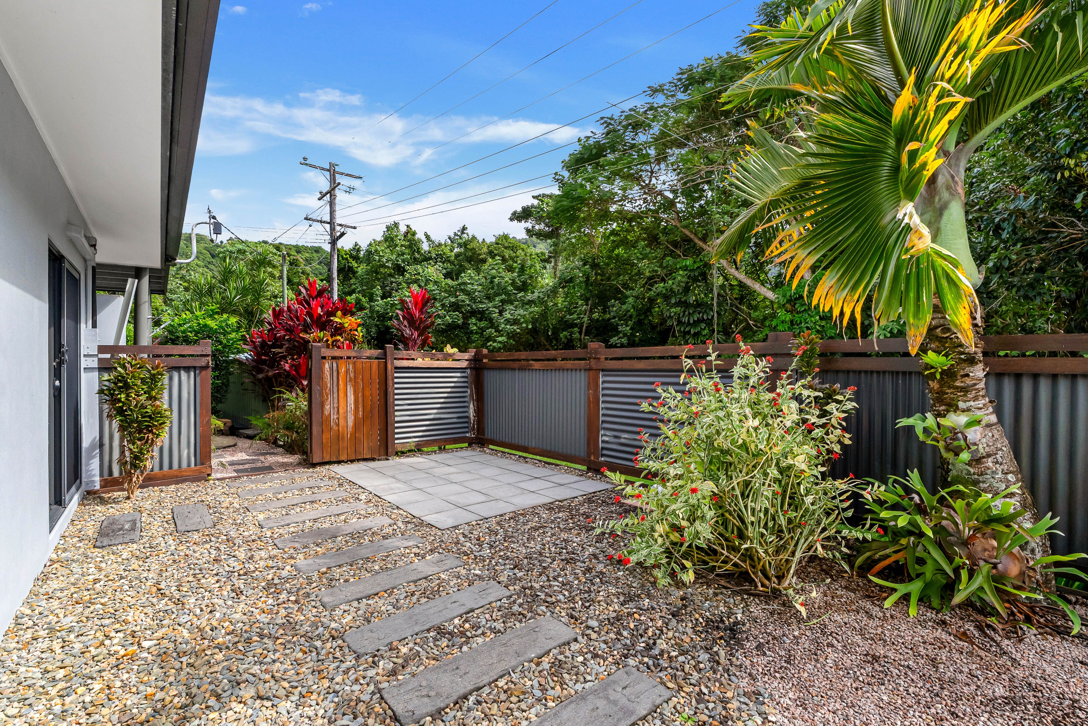 32 Bindon Street, Flying Fish Point, QLD 4860 - Sold House - Ray White ...