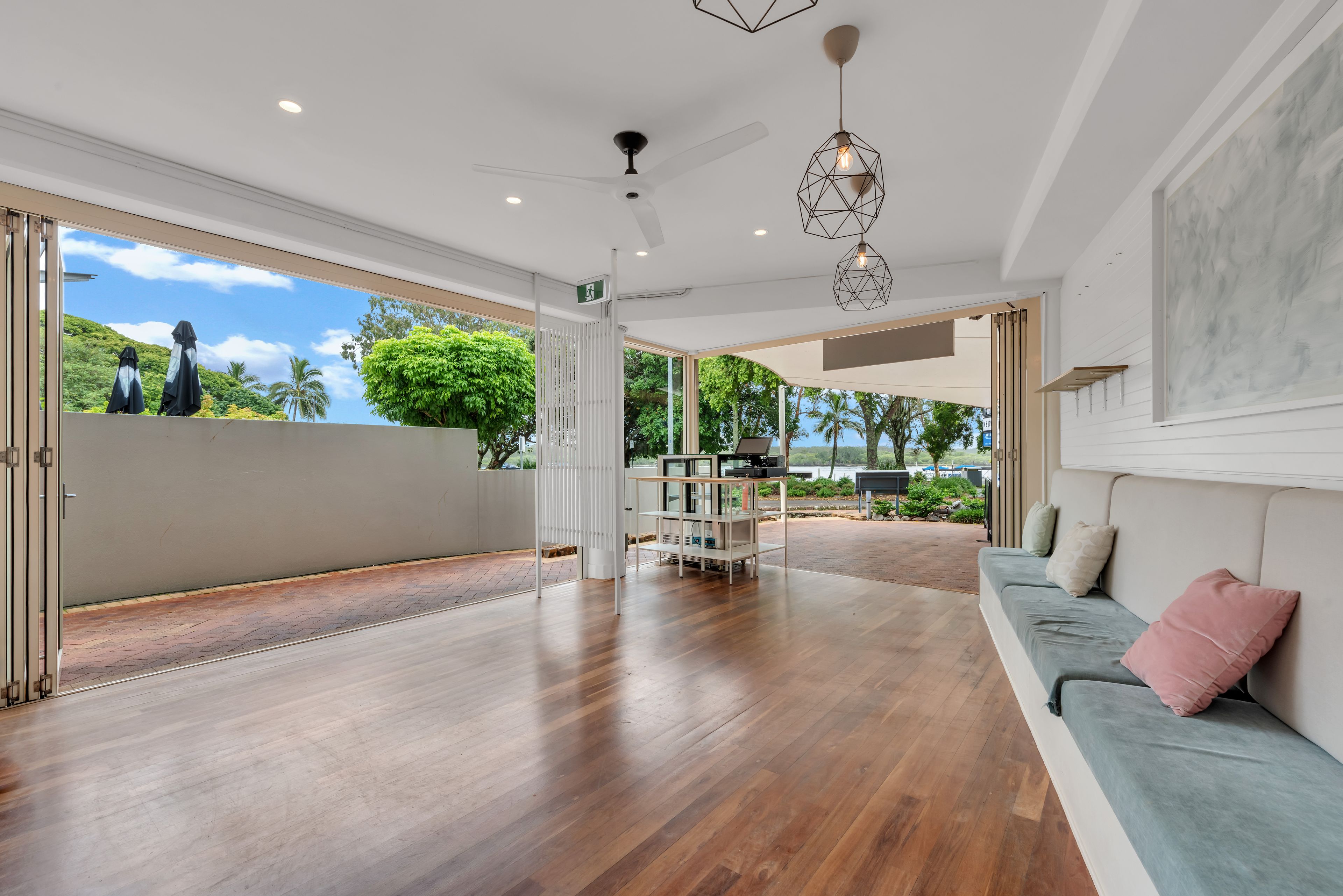 1/235 Gympie Terrace, Noosaville, QLD 4566 - Leased Retail - RWC Noosa ...