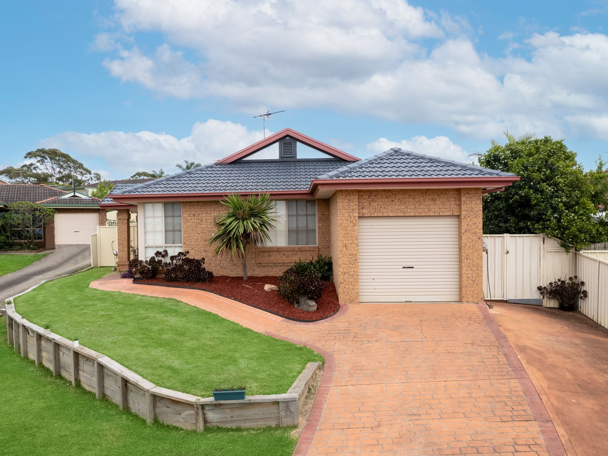 4 Arrow Place, Raby, NSW 2566 - Sold House - Ray White Macarthur Group