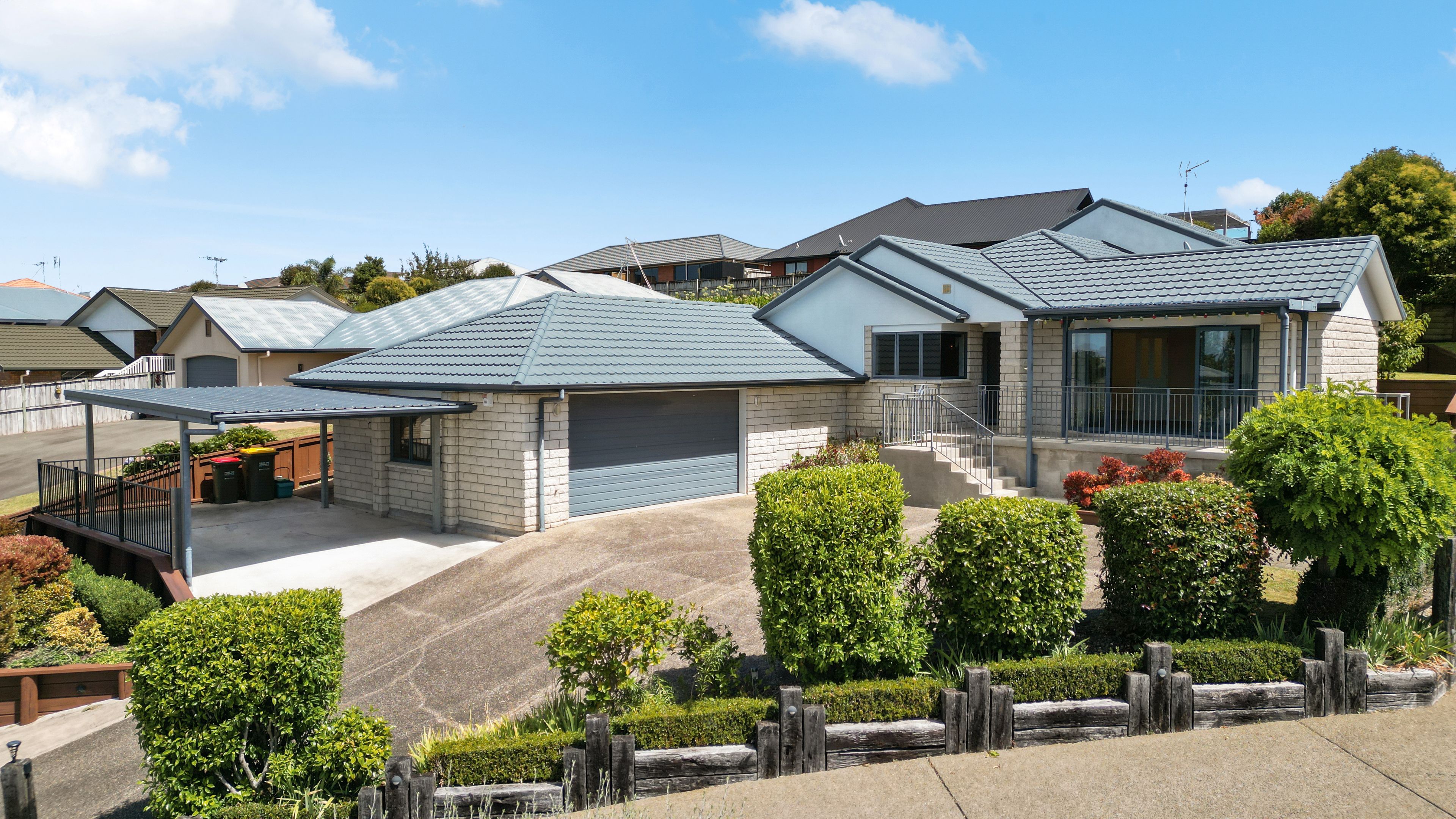 16 Highbury Place, Nawton, Hamilton City 3200 - Sold House - Ray White ...