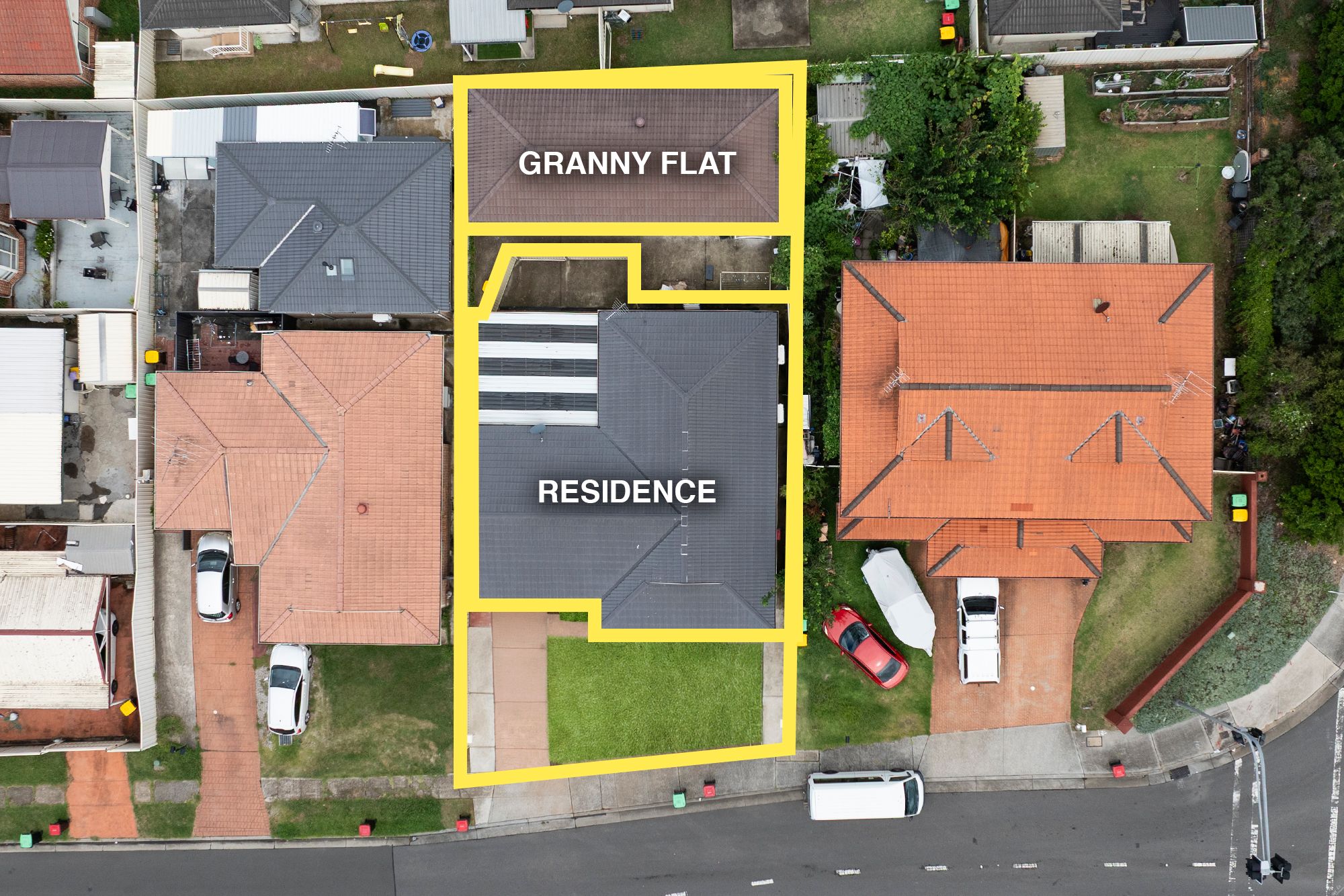 3 & 3a Collarenebri Road, Hinchinbrook, NSW 2168 - Sold House - Three ...