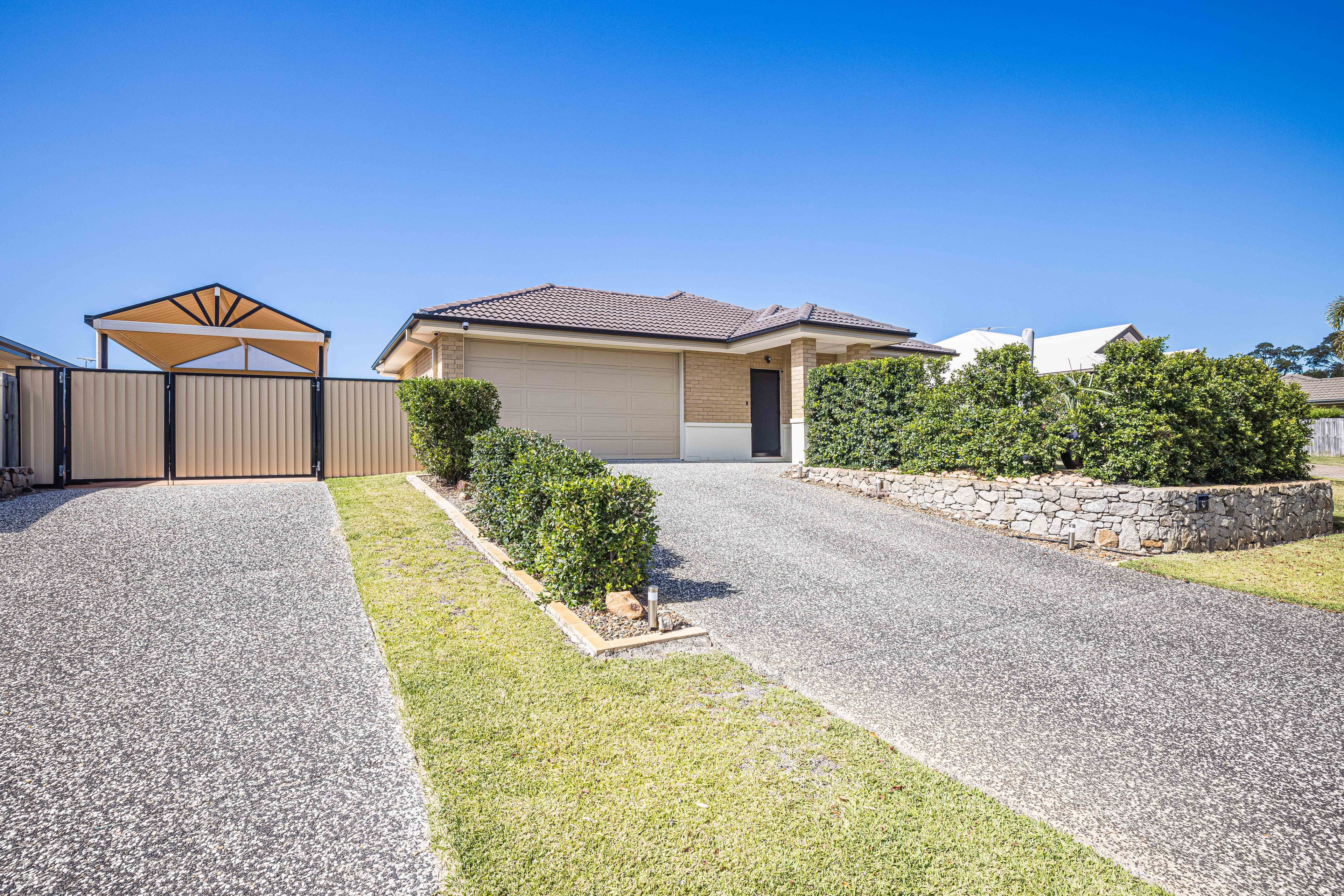 70 Kangaroo Avenue, Bongaree, QLD 4507 - Sold House - Bribie Island ...