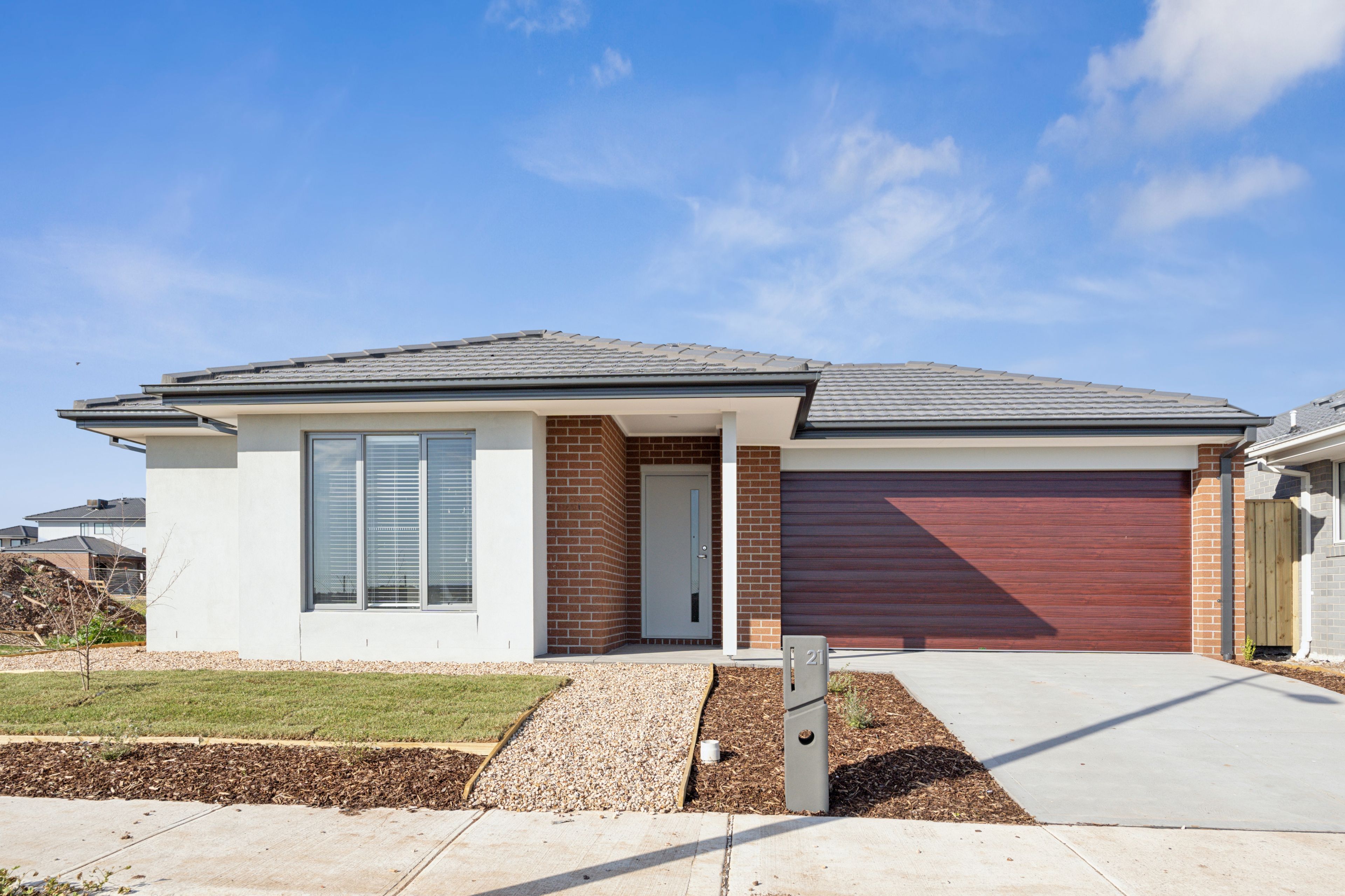 21 Roehampton Crescent, Werribee, VIC 3030 - Leased House - Ray White ...