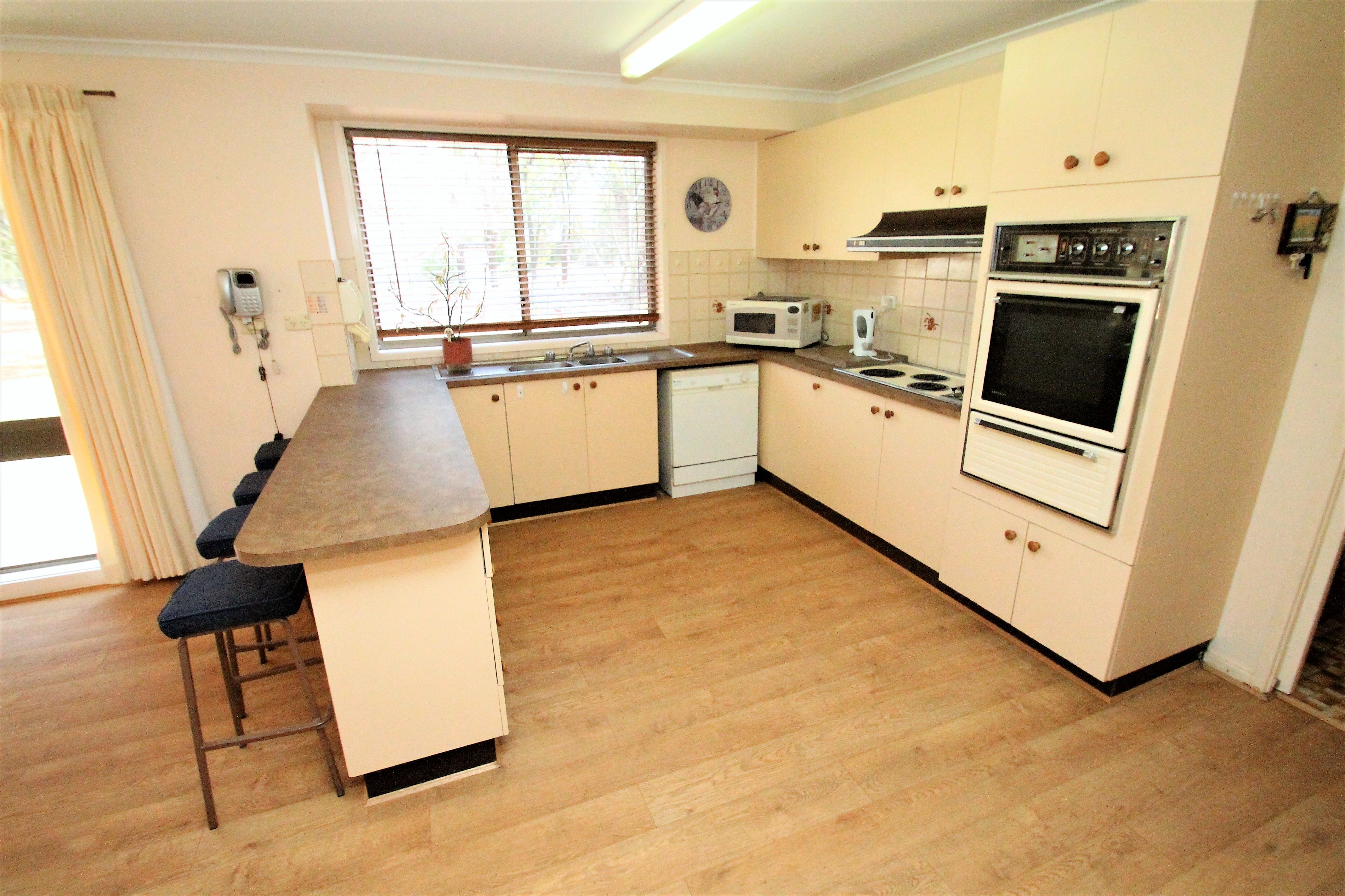 1-11 Kingston Street, Spring Ridge, NSW 2343 - Sold House - Ray White ...