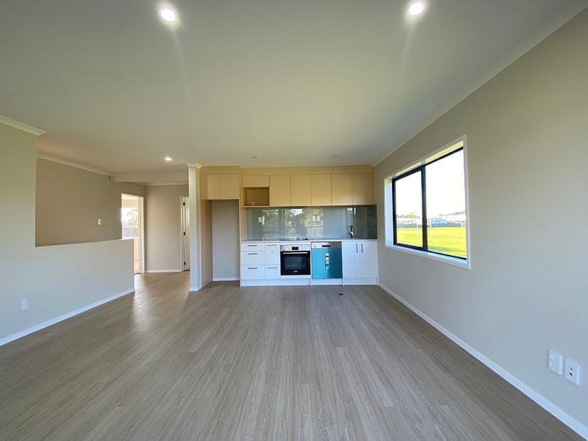 9/504 Swanson Road, Ranui, Waitakere City 0612 - Leased Townhouse - Ray ...